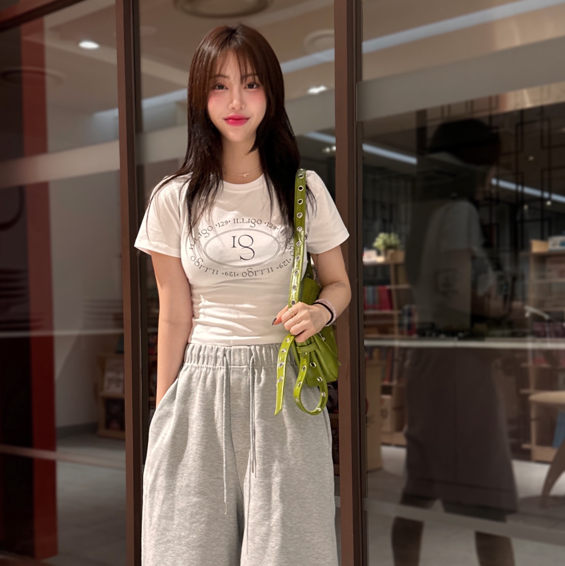 illigo (@illigo) 님의 게시물 | KREAM