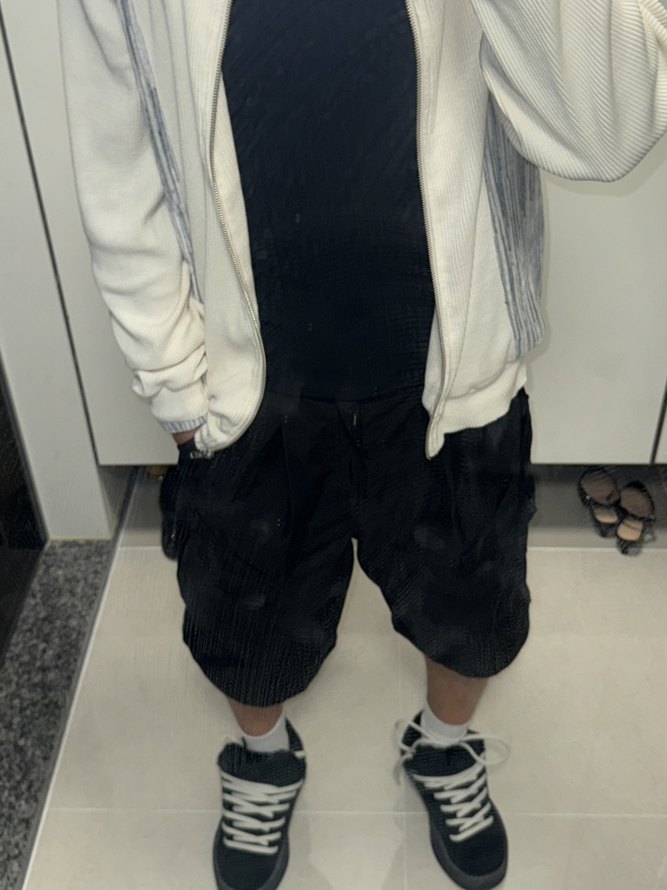 . (@egg_08) 님의 게시물 | KREAM