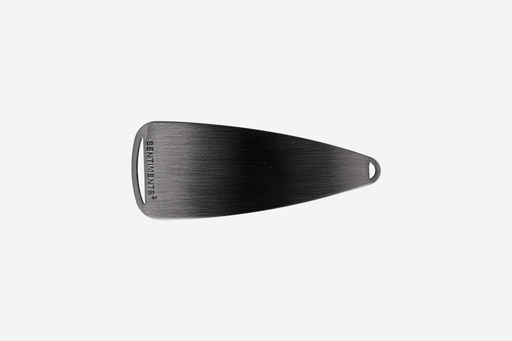 센티멍 넘버 515 슬릭 트라이앵글 헤어핀 블랙 사틴 | SENTIMENTS | KREAM