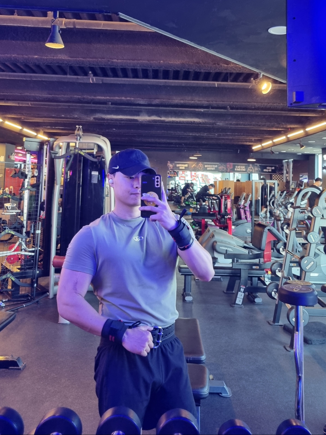 오운완 못참지💪 | KREAM