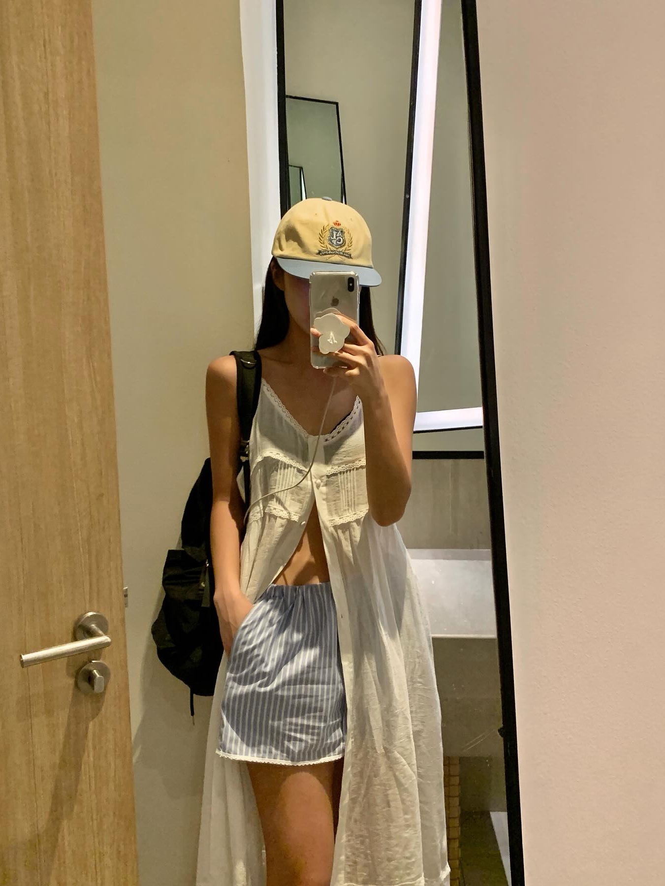 $ (@your_legacy) 님의 게시물 | KREAM