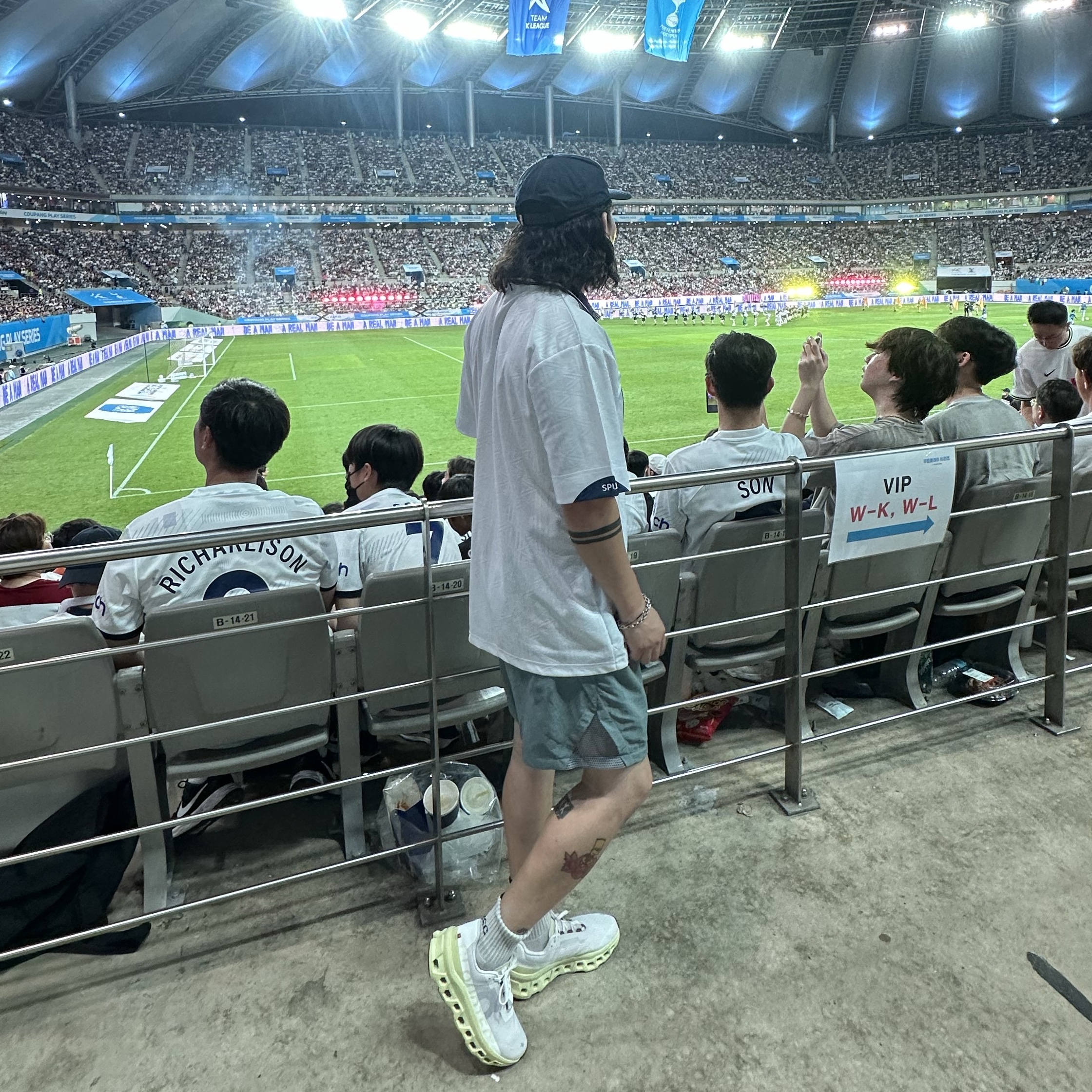 ⚽️🏟️🥅 | KREAM