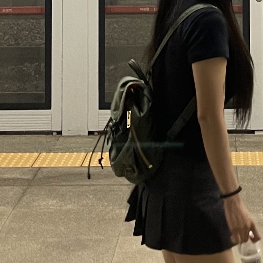 (@bambo413) 님의 게시물 | KREAM