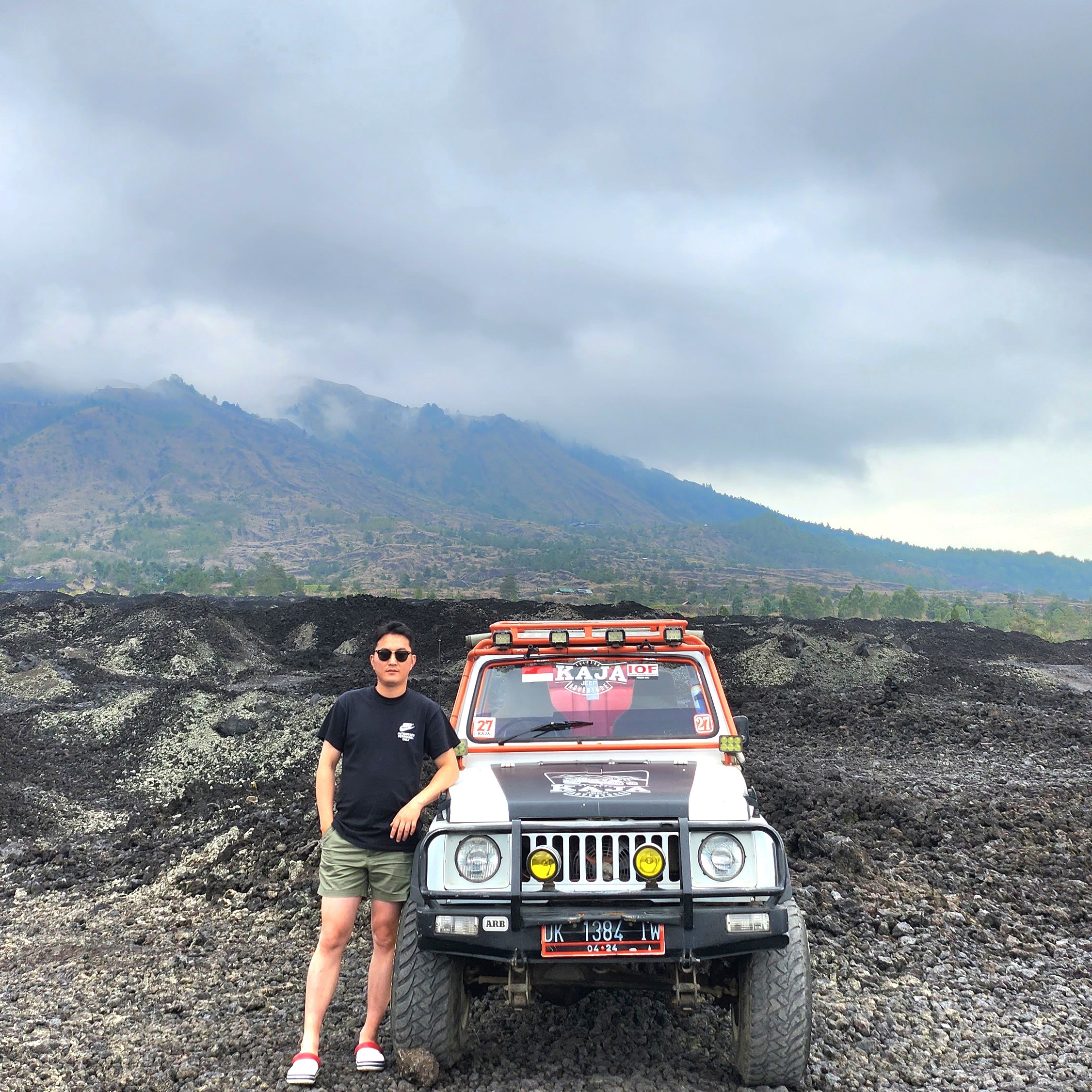 유일해 (@yoostar) 님의 게시물 | KREAM