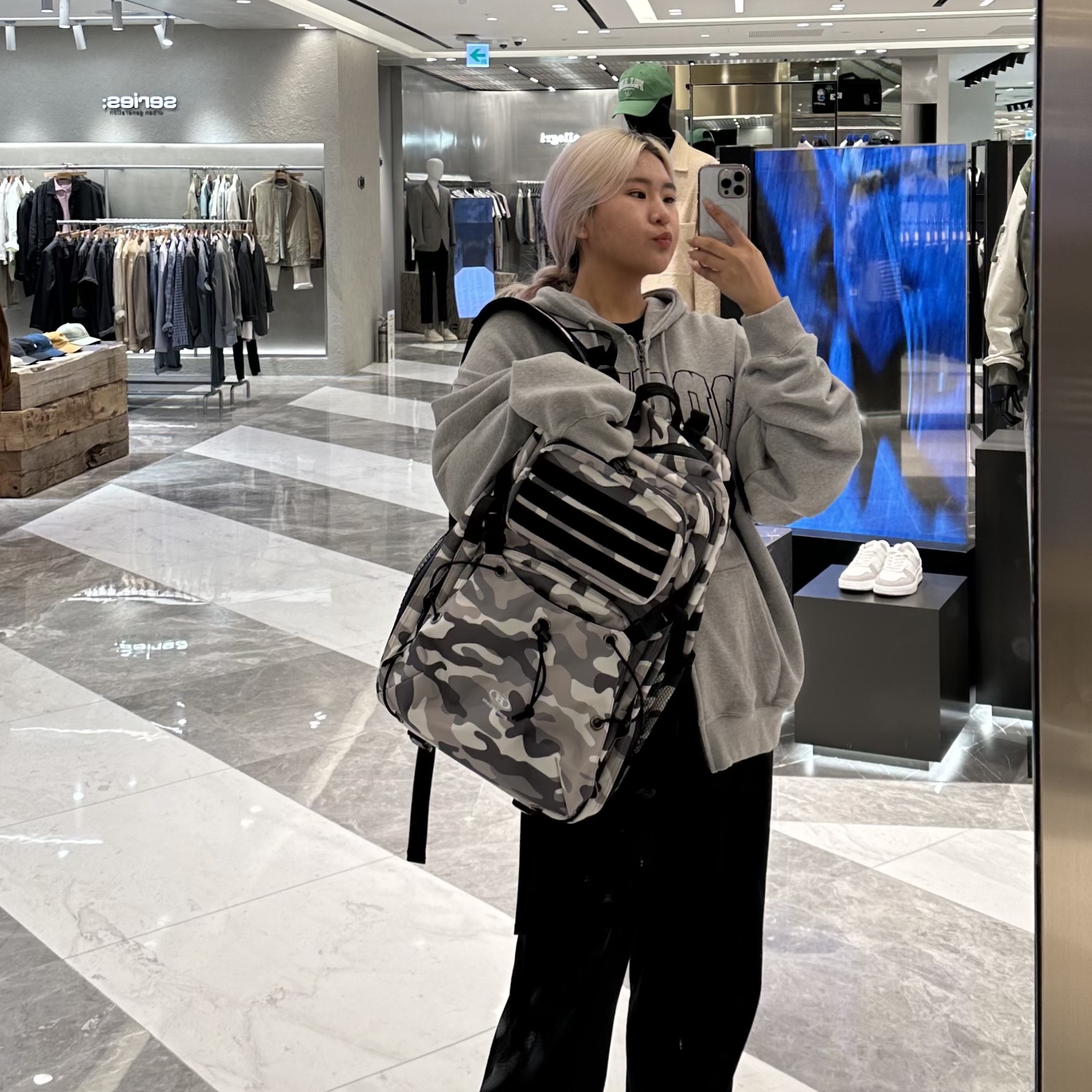 가방맛집 | KREAM