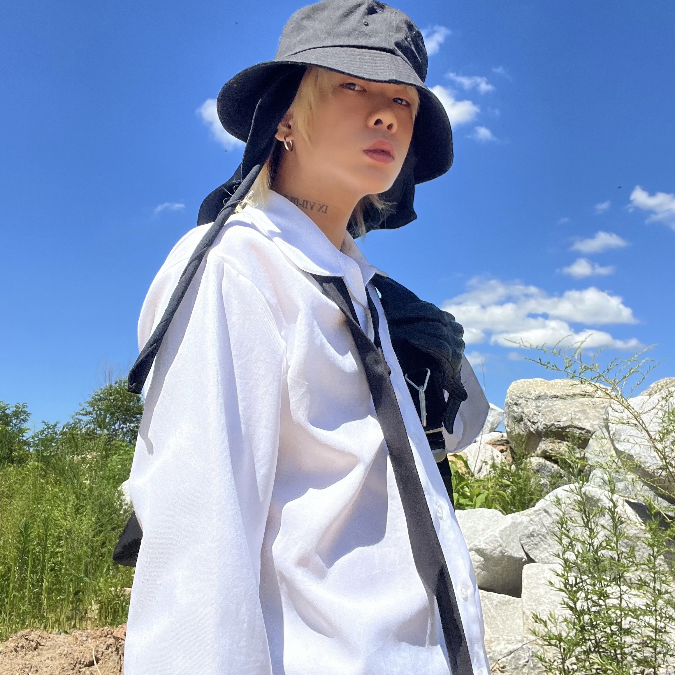 징기 (@jingy) 님의 게시물 | KREAM