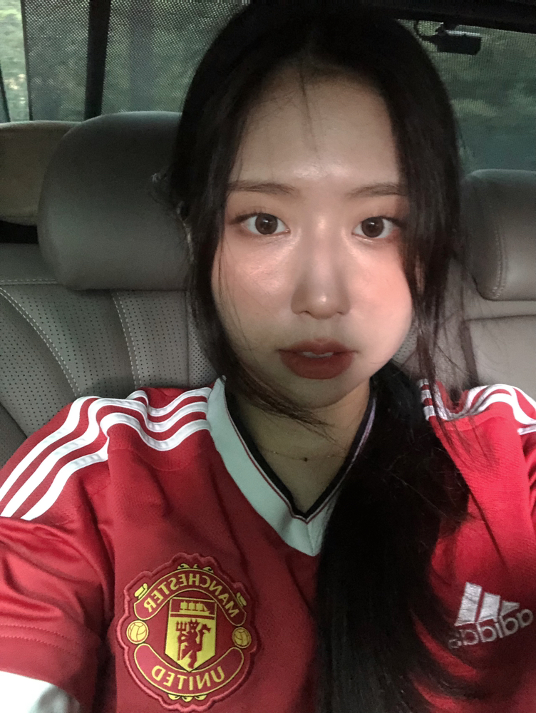 codms_dks (@codms_dks) 님의 게시물 | KREAM