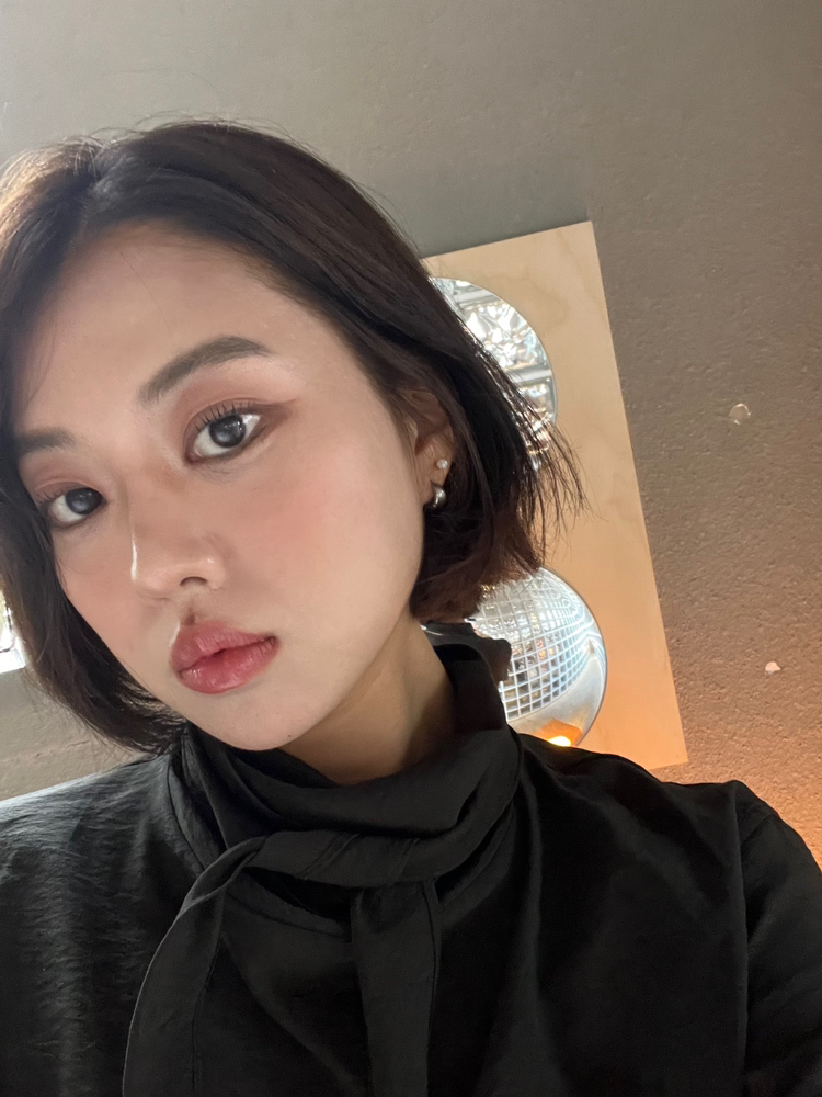 jy (@dundunii__) 님의 게시물 | KREAM