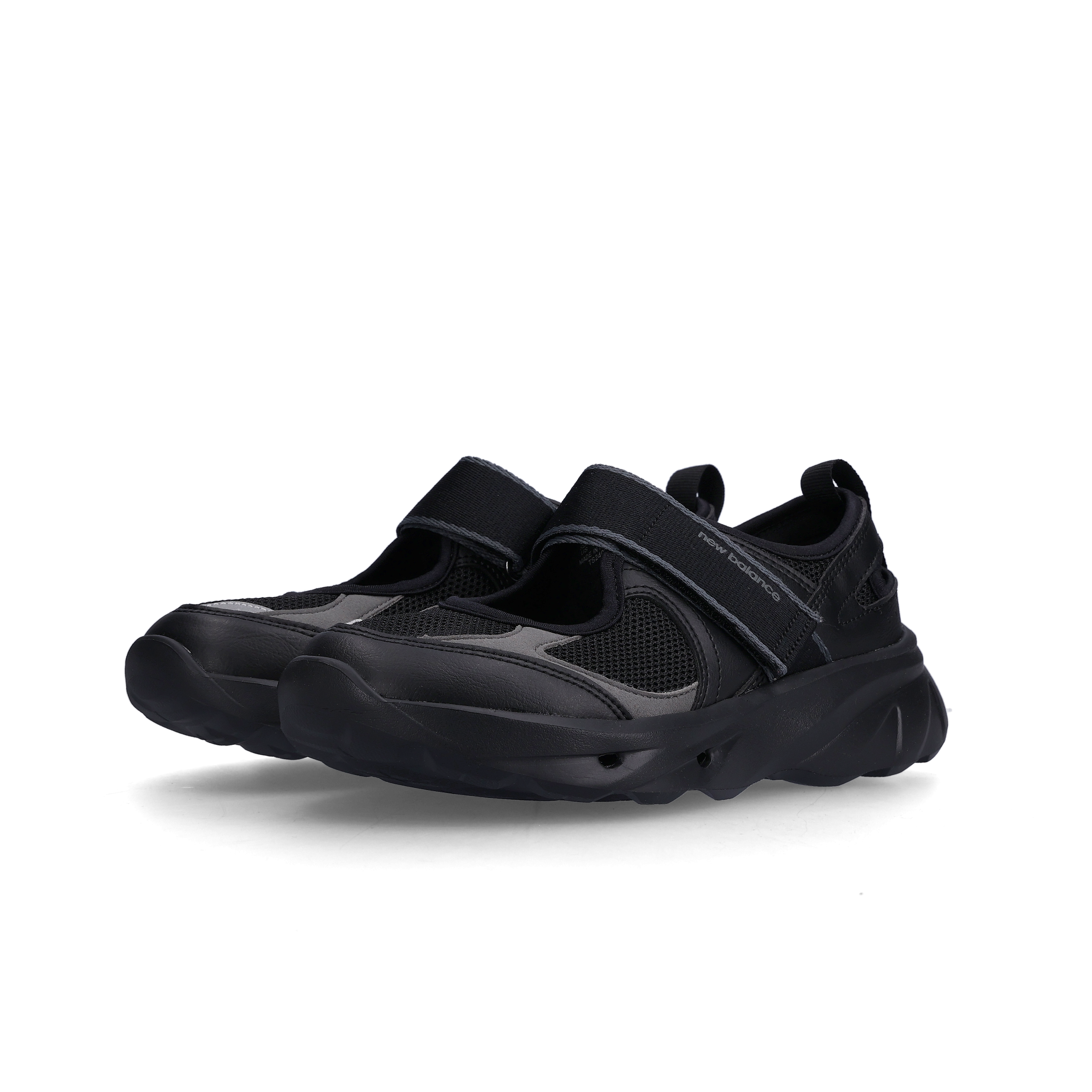 (W) 뉴발란스 브리즈 SD2202 블랙 | KREAM