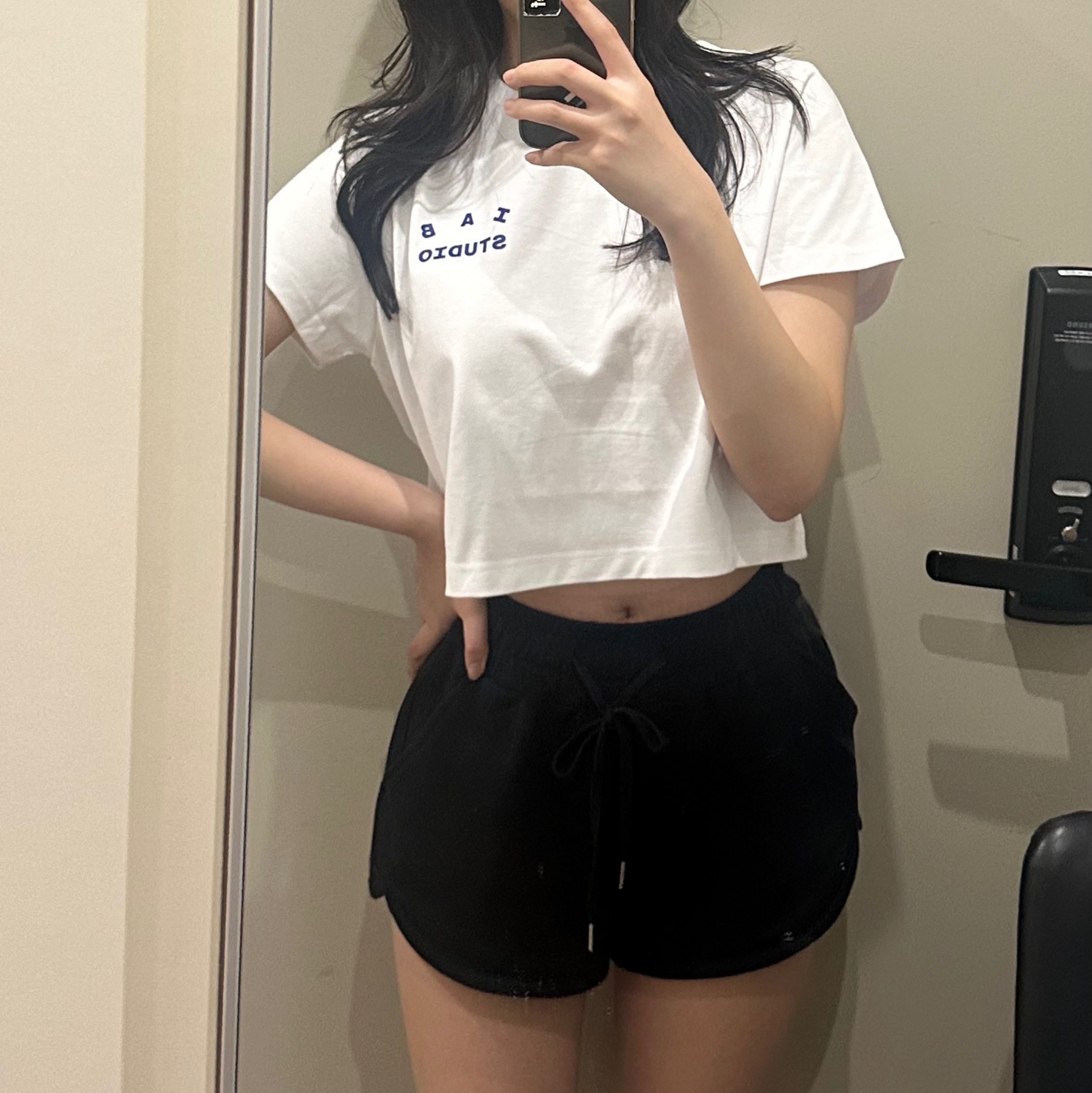 (@love__ya____) 님의 게시물 | KREAM