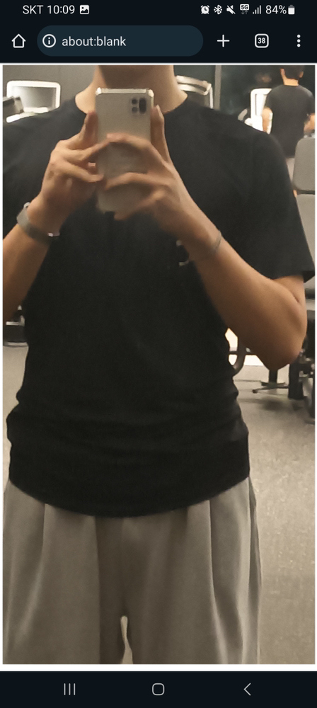 황제우 (@comme_des_woo) 님의 게시물 | KREAM