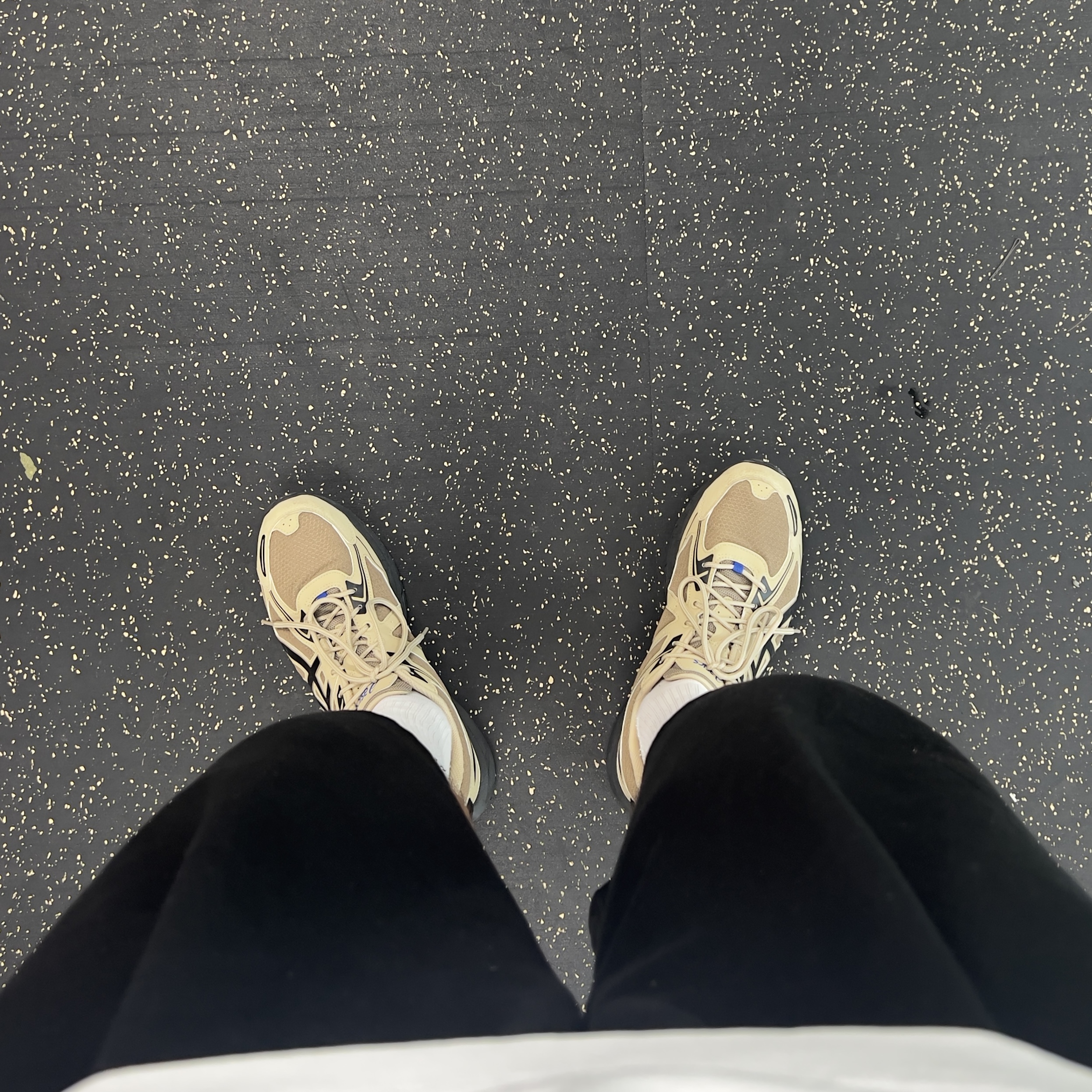 Daily shoes 🐌 | KREAM