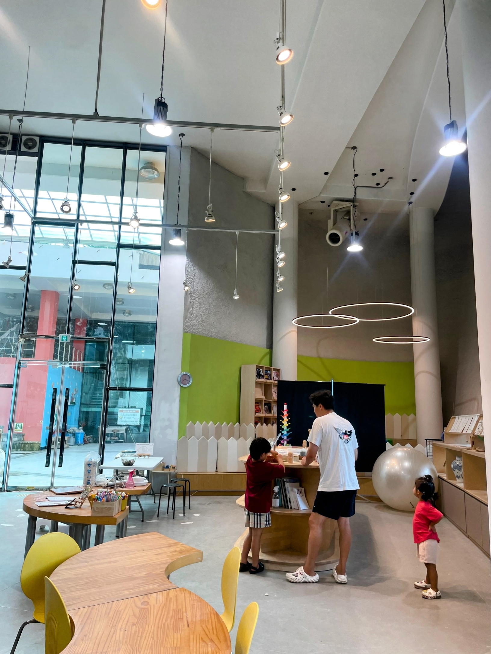 라떼 빠빠 (@rurufafa) 님의 게시물 | KREAM