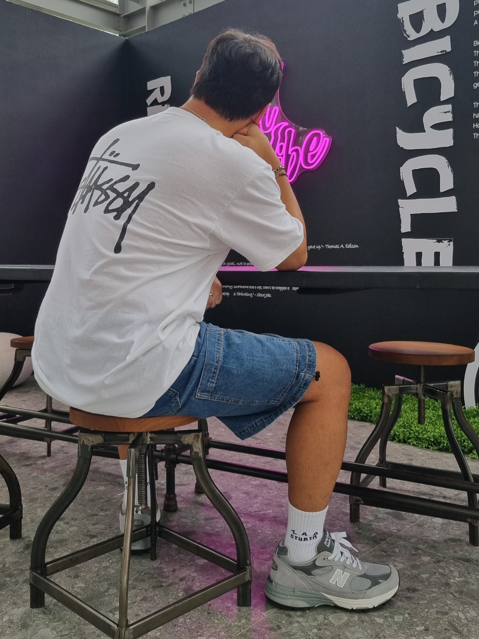 켜니 (@kyun._.style) 님의 게시물 | KREAM