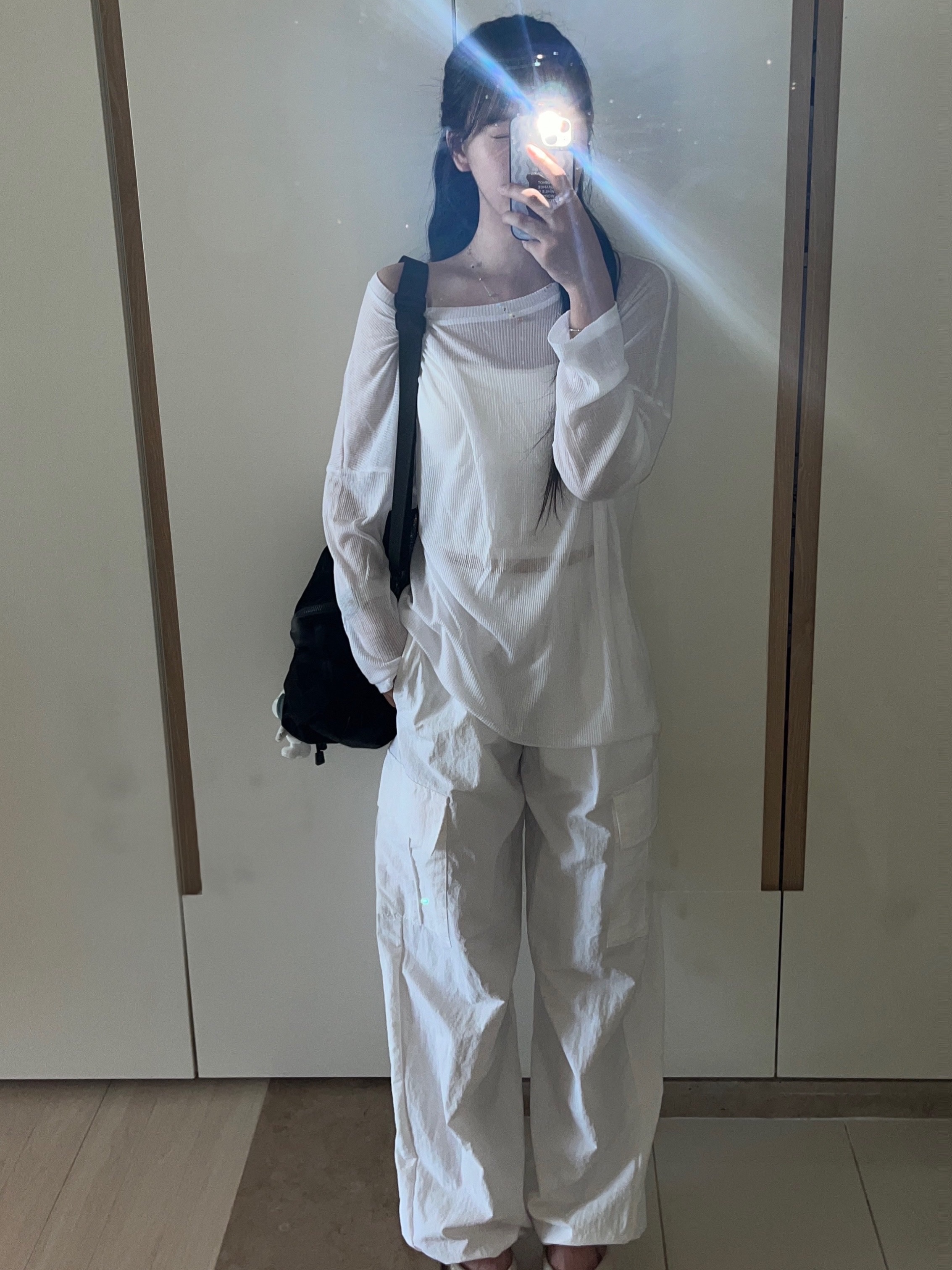 최희연 (@yani._.hi) 님의 게시물 | KREAM