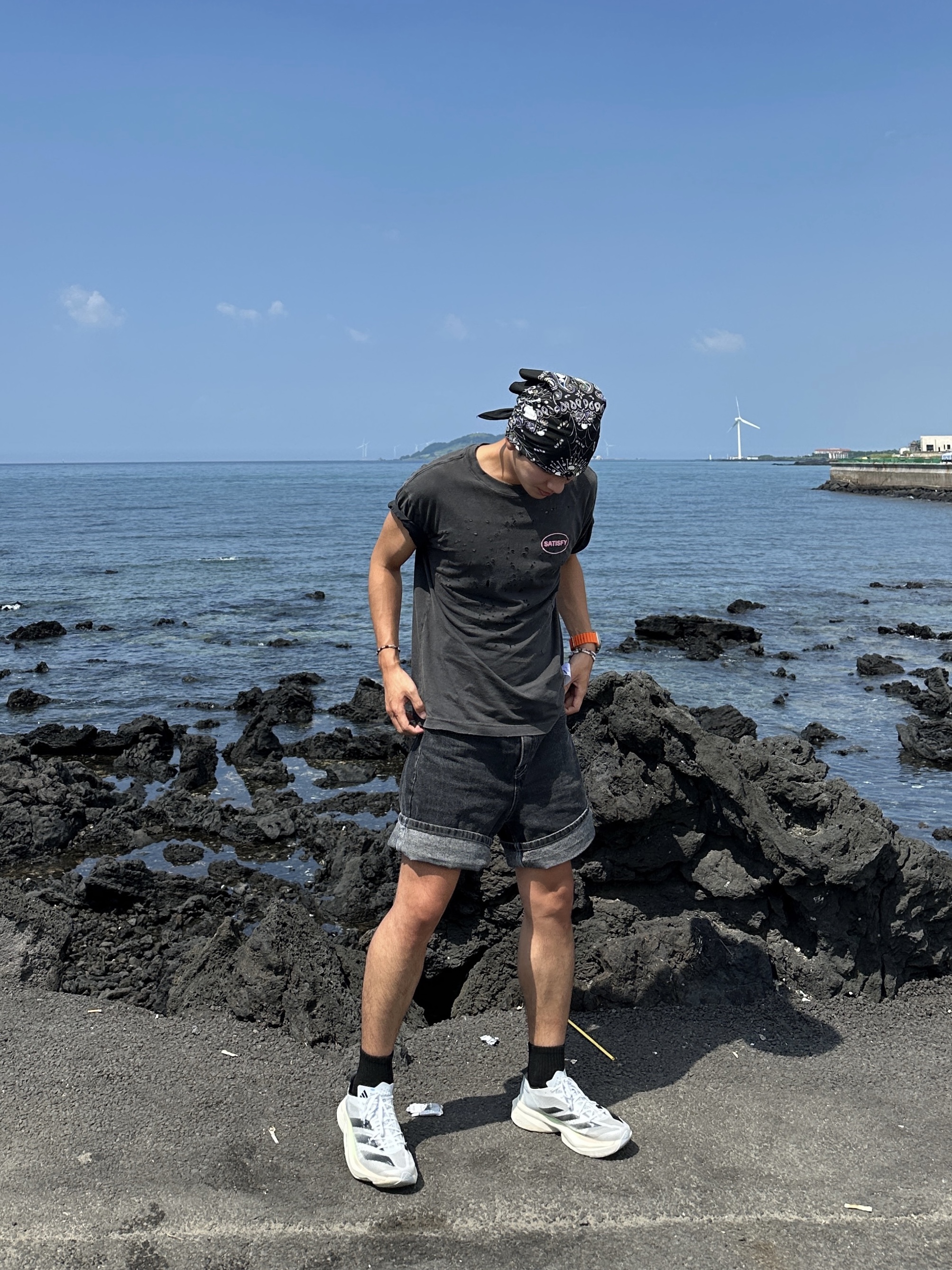 정동수 (@_dong.su) 님의 게시물 | KREAM