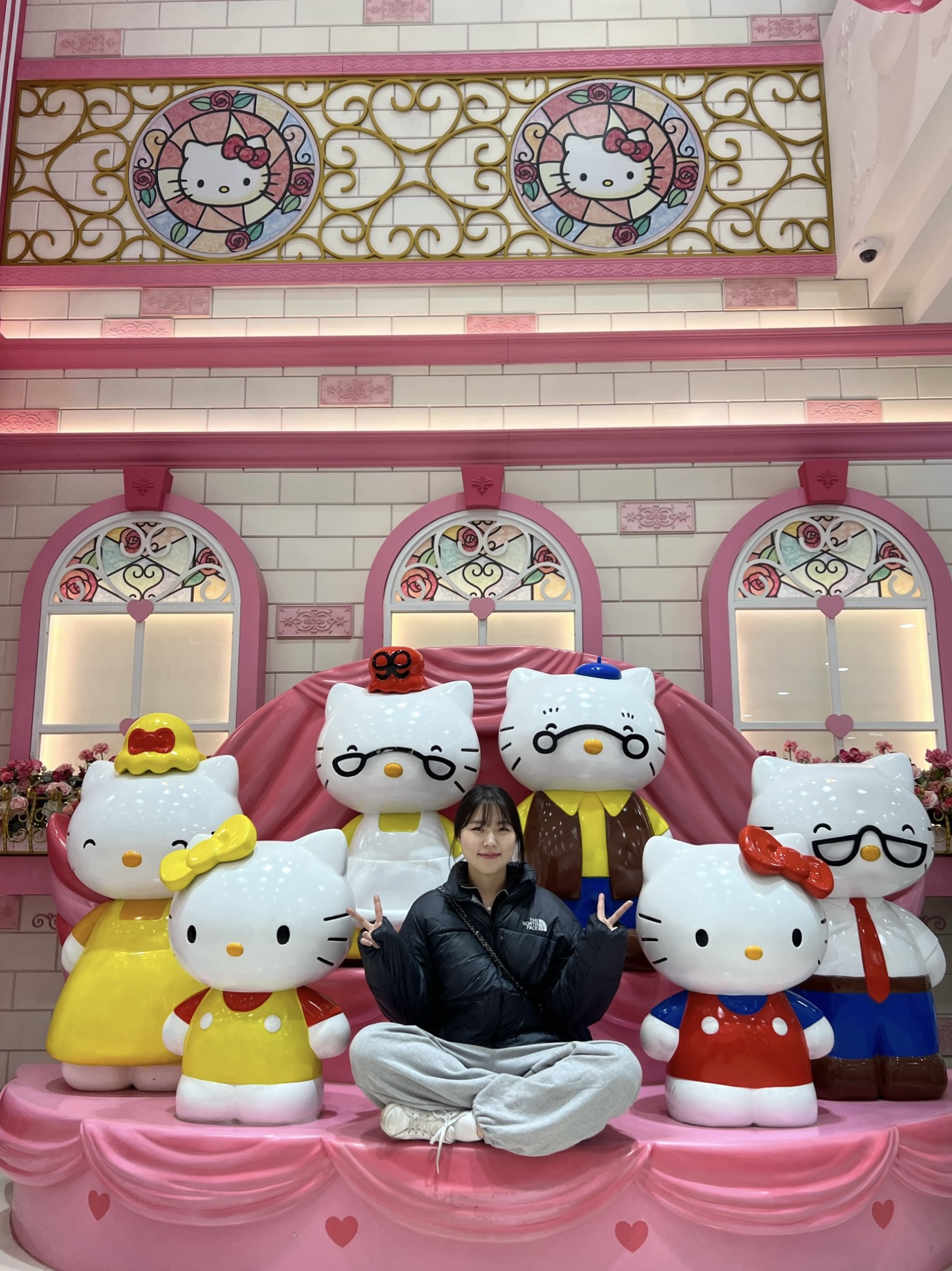 𝓗𝓮𝓵𝓵𝓸 𝓚𝓲𝓽𝓽𝔂 주식회사 ™ ꔚ | KREAM