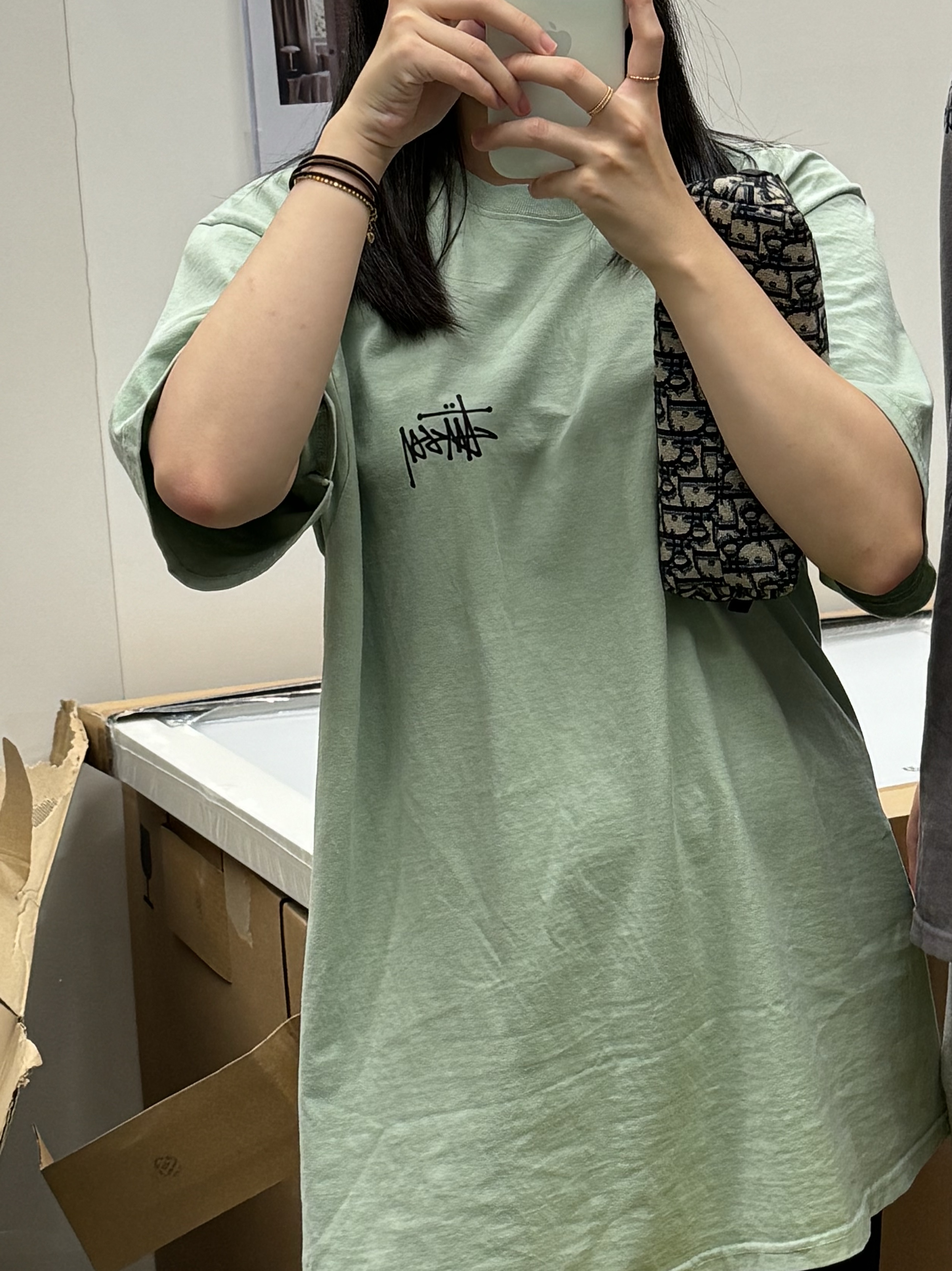 (@155.9_) 님의 게시물 | KREAM