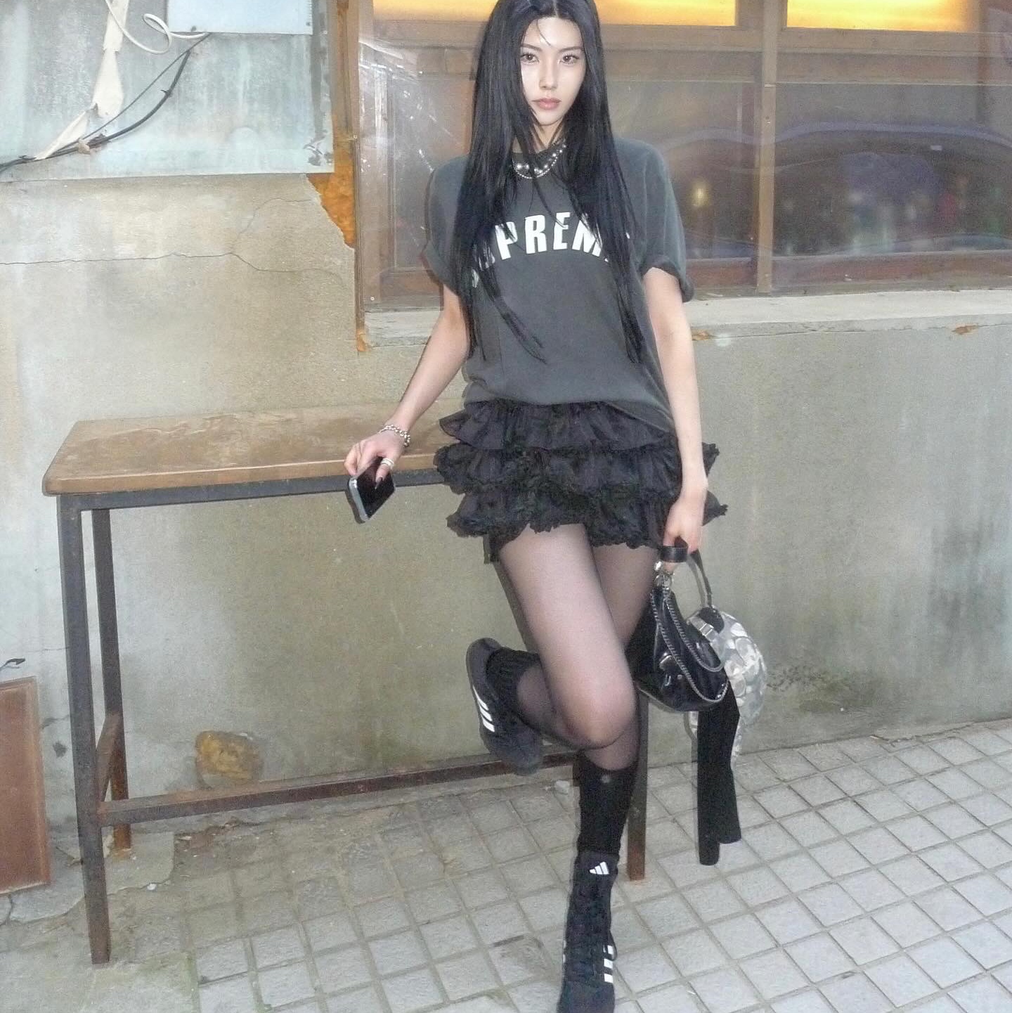 매매 (@fruiting__) 님의 게시물 | KREAM