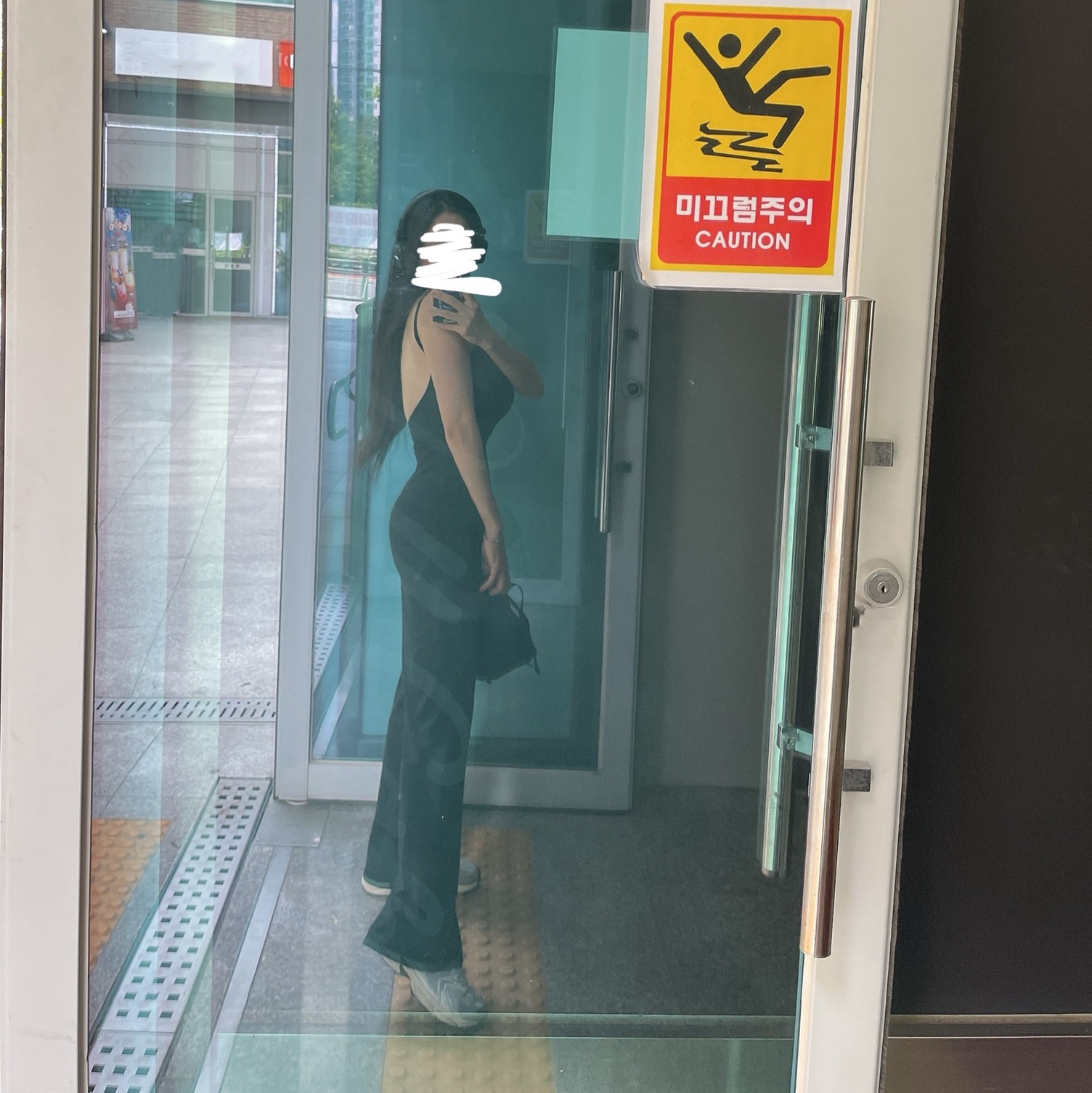 (@zn8p50) 님의 게시물 | KREAM