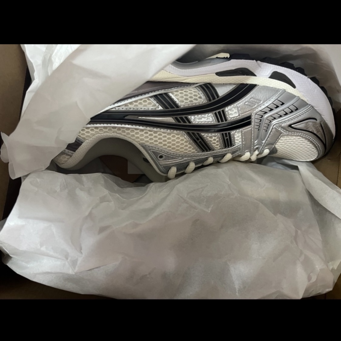 nakja0820 (@t4h46emo) 님의 게시물 | KREAM