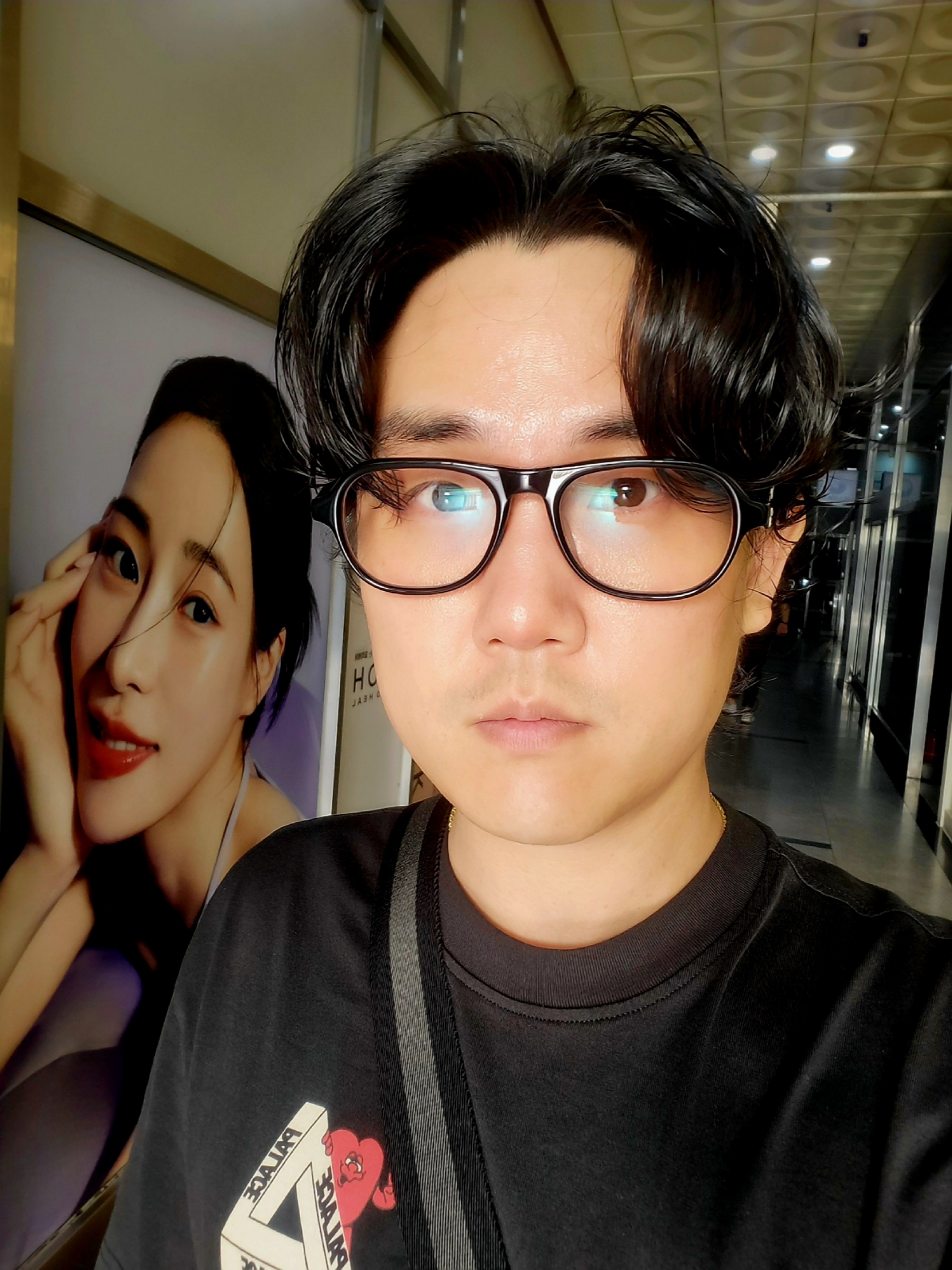 찐따 안경.🤣 | KREAM