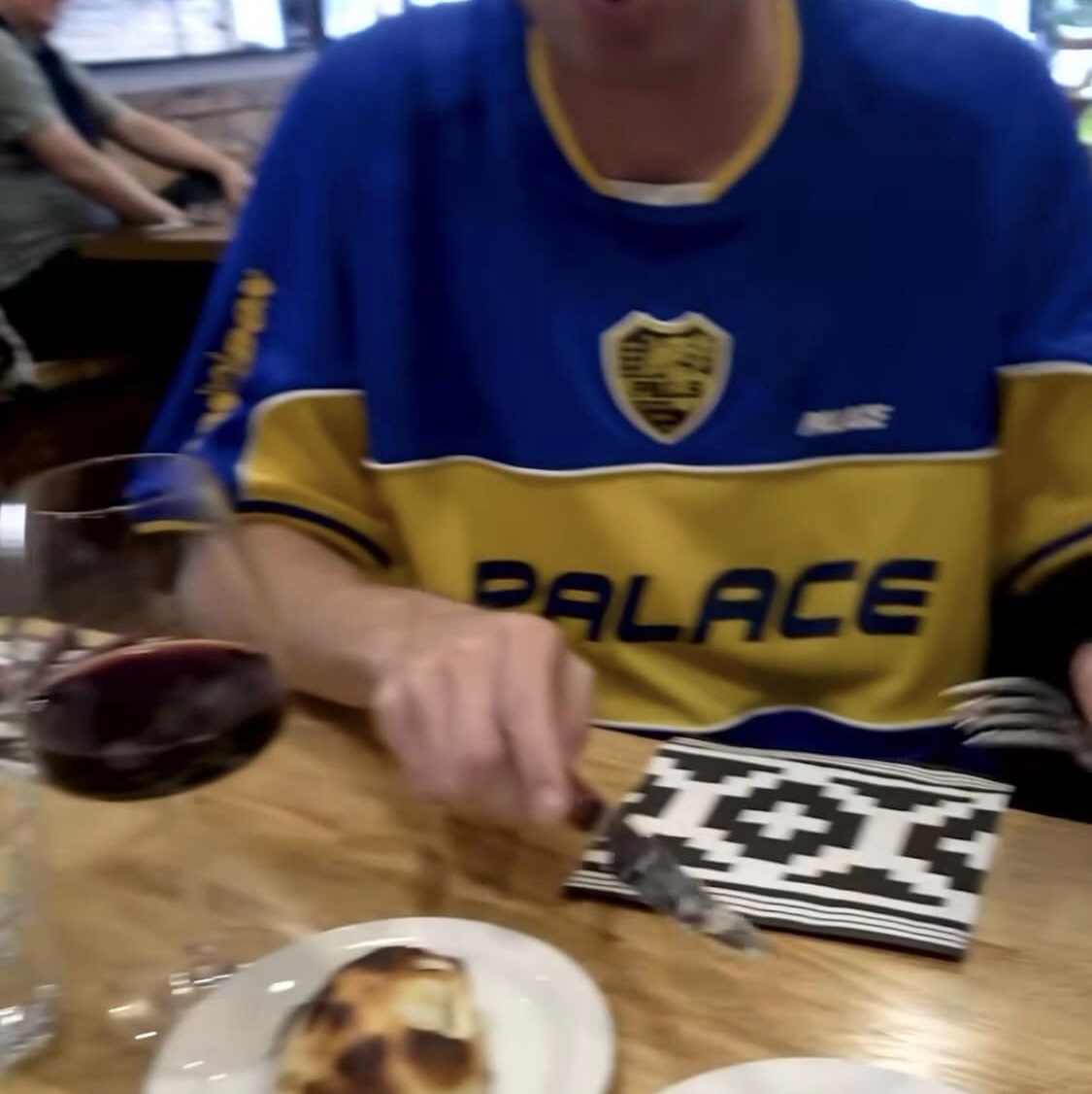 simba (@style_share) 님의 게시물 | KREAM