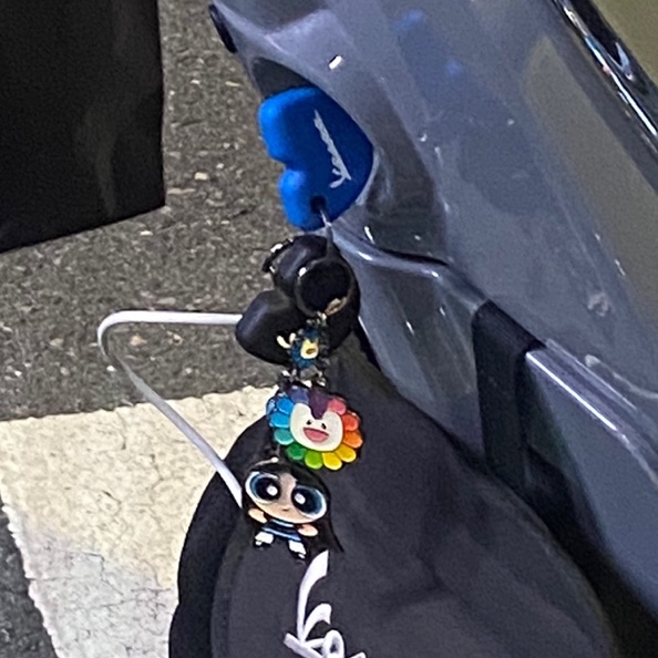 A (@tryils) 님의 게시물 | KREAM