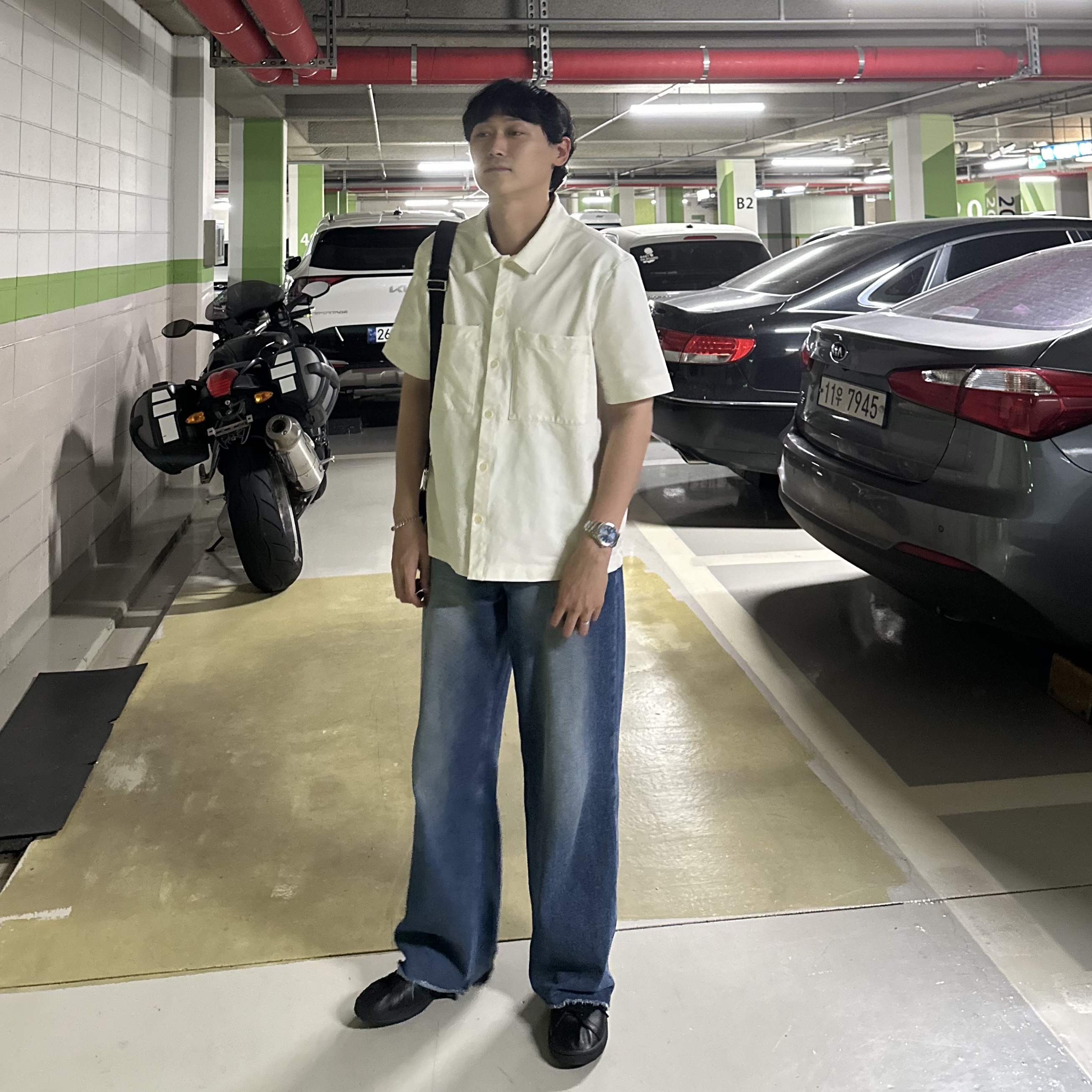 장롱이 (@_zanglong) 님의 게시물 | KREAM