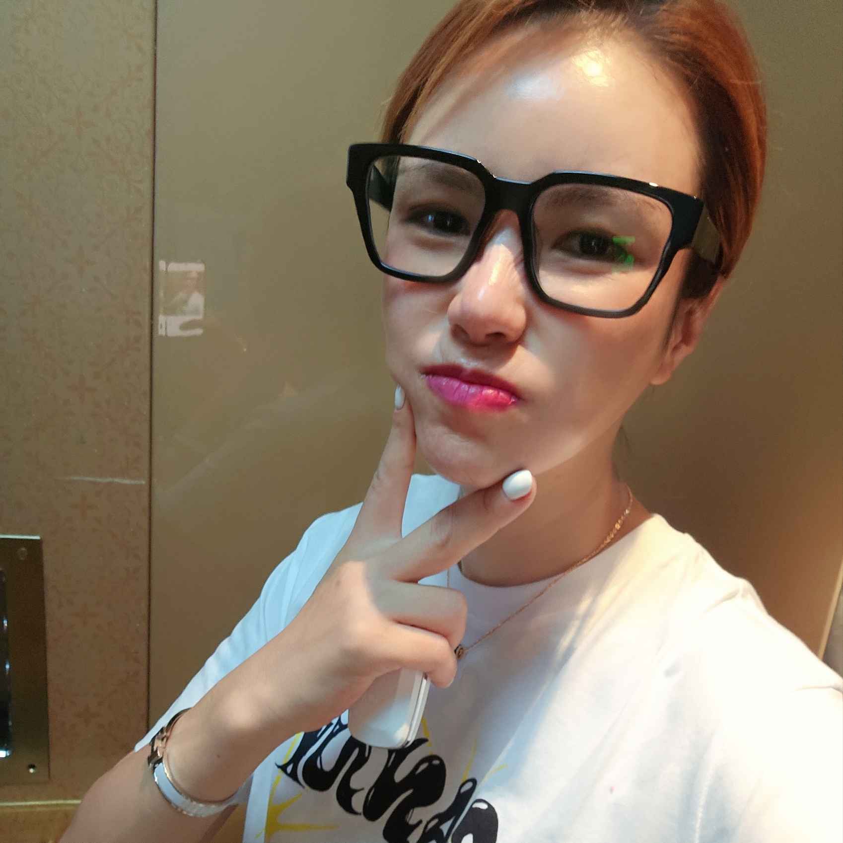 s.se_young (@s.se_young) 님의 게시물 | KREAM