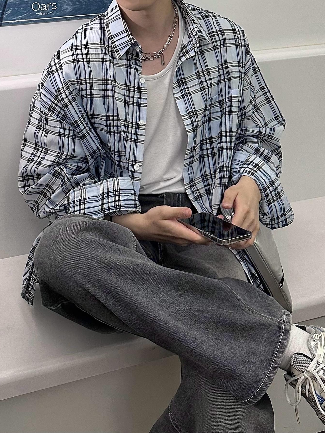 송정현 (@uc5c__) 님의 게시물 | KREAM