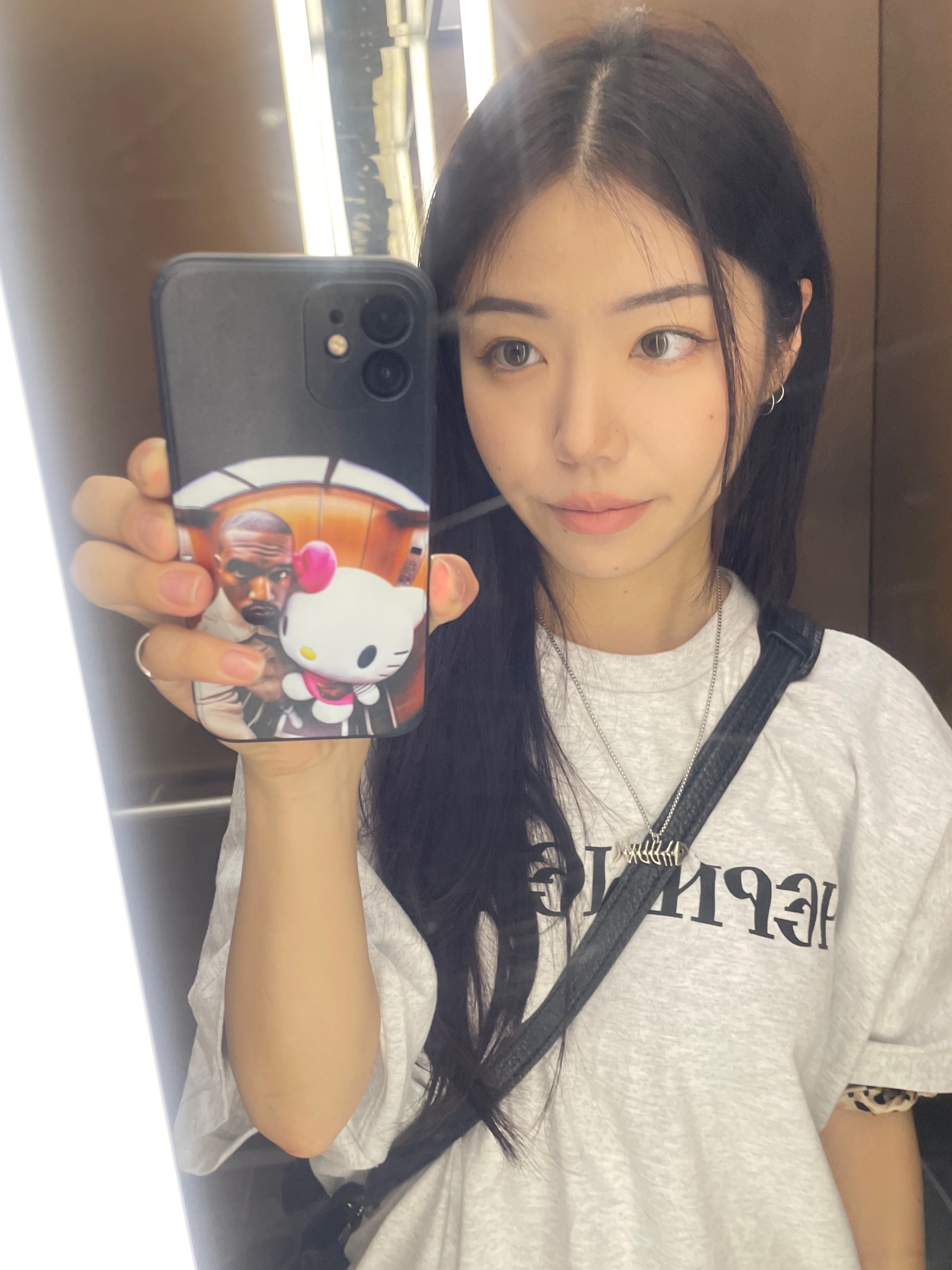 @realhongeun... (@eundamn) 님의 게시물 | KREAM