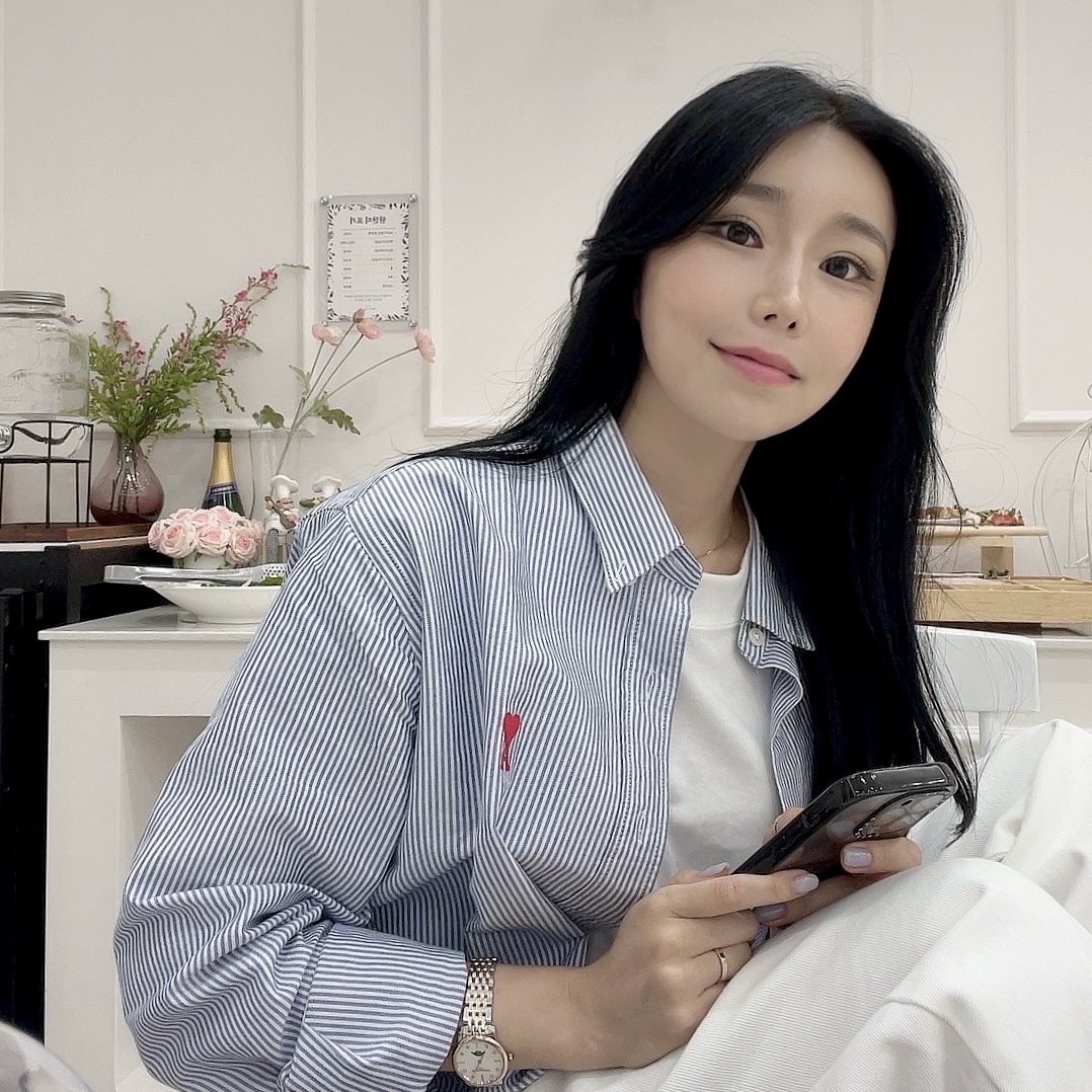 kyunga673 (@ka2331) 님의 게시물 | KREAM