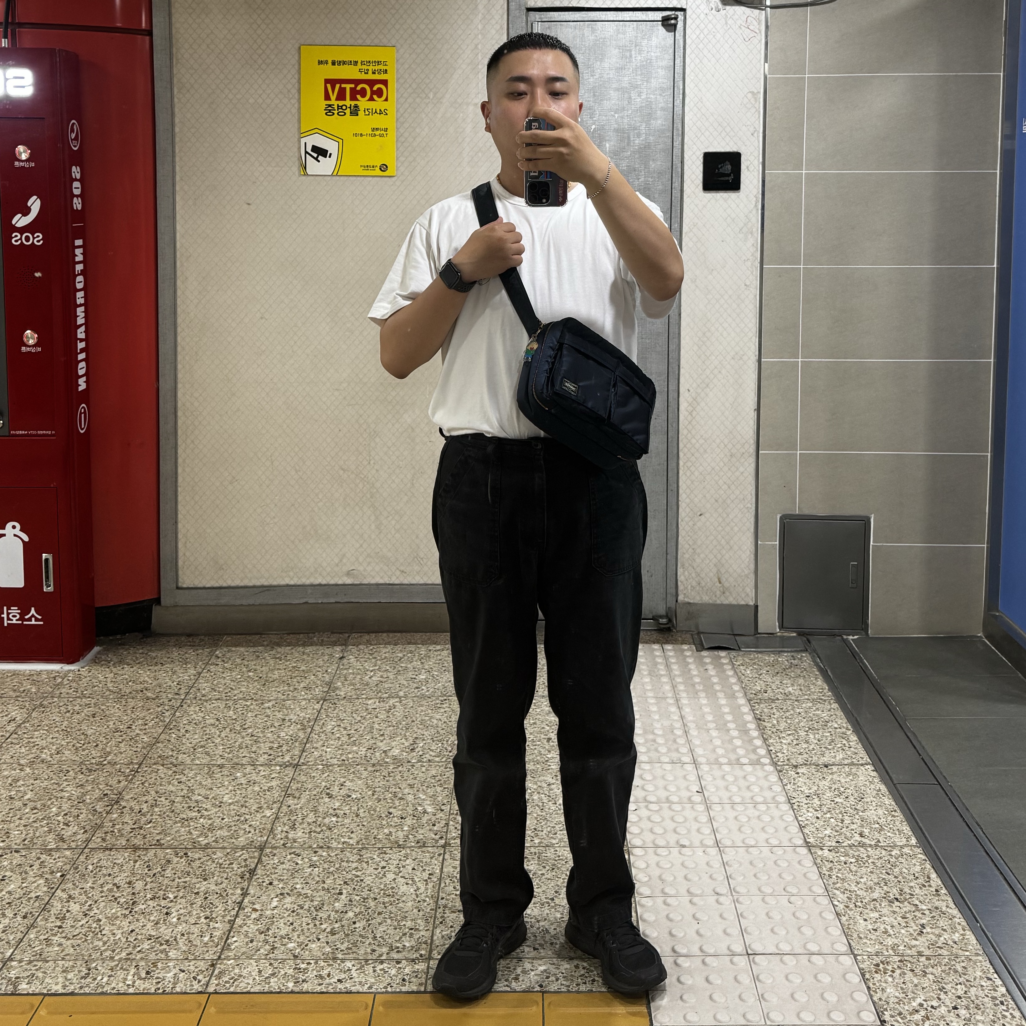 @hoon_x_hoon (@hoon_x_hoon) 님의 게시물 | KREAM