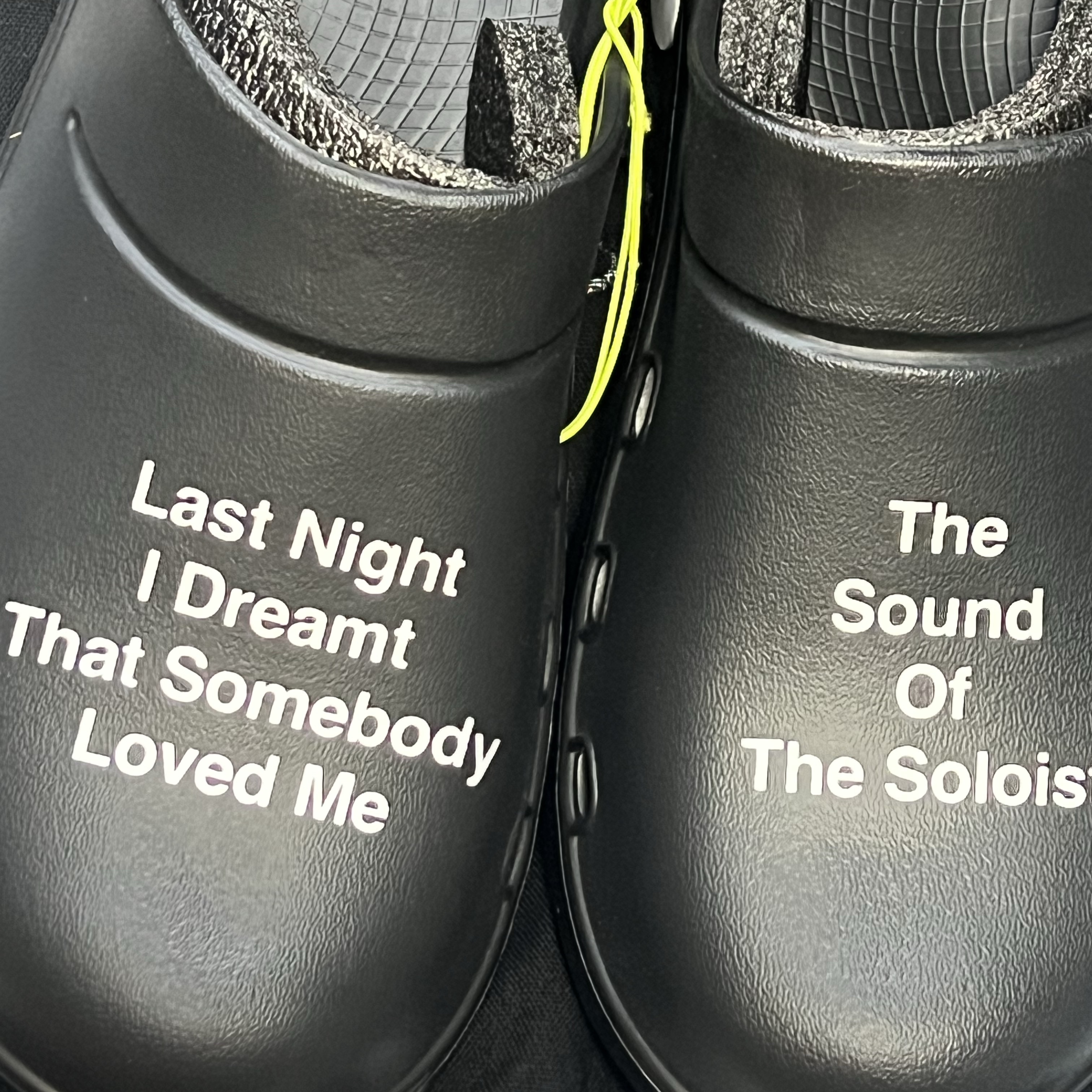 히비히비히빕힙 (@_uuth) 님의 게시물 | KREAM