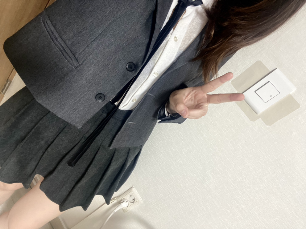 b (@bears_) 님의 게시물 | KREAM