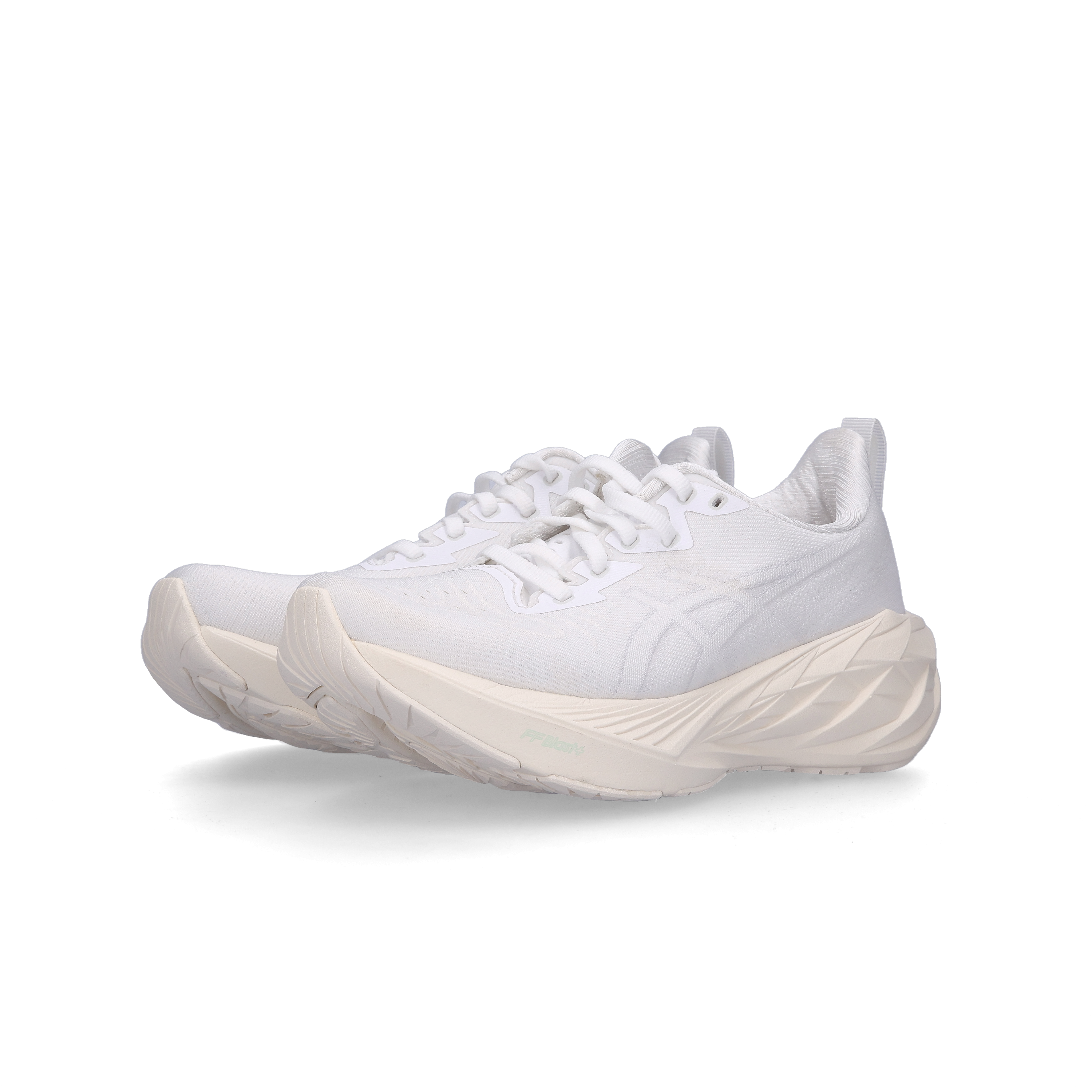 (W) 아식스 노바블라스트 4 화이트 | KREAM