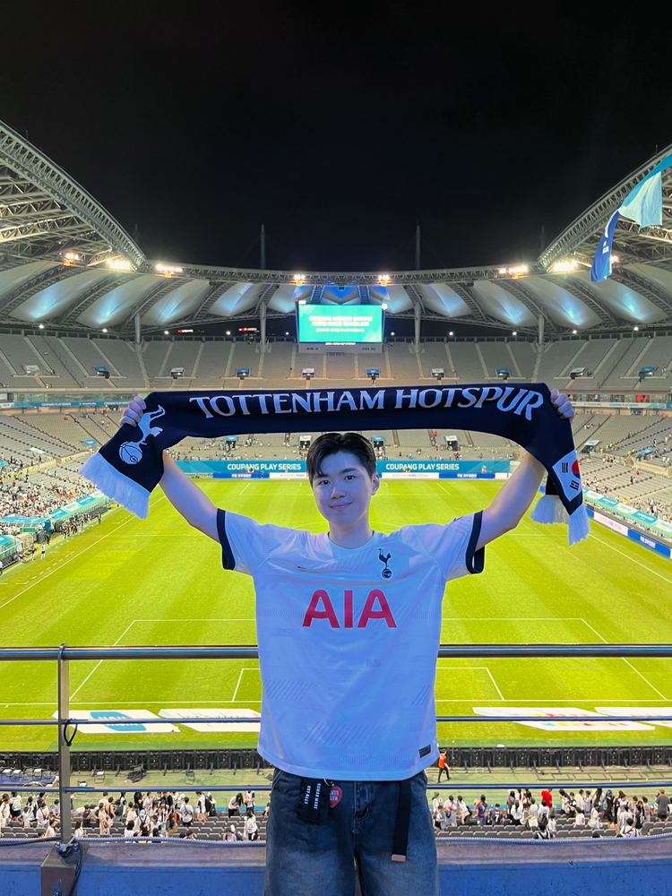 woongji0701 (@j_22_woong) 님의 게시물 | KREAM