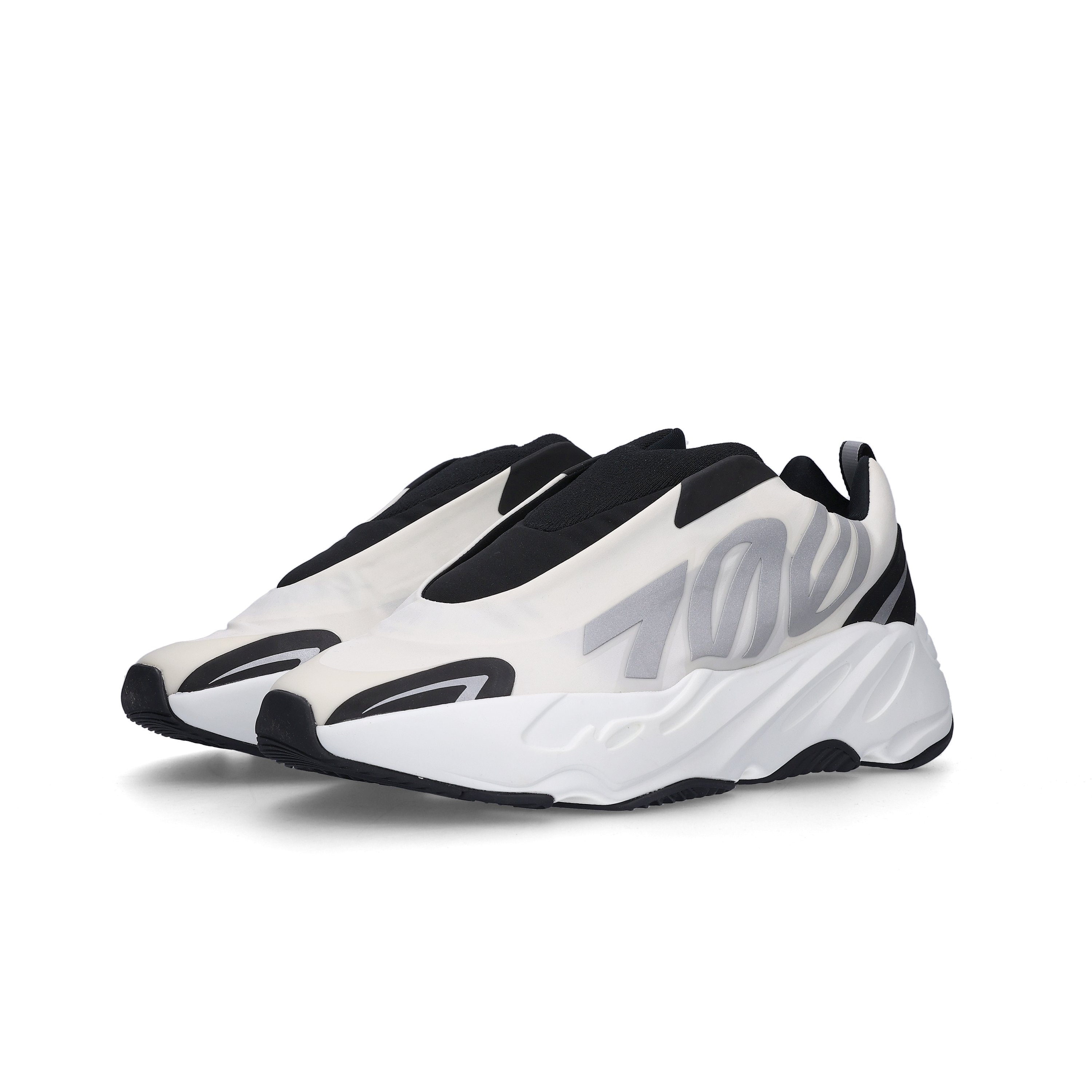 아디다스 이지 부스트 700 MNVN 아날로그 | KREAM