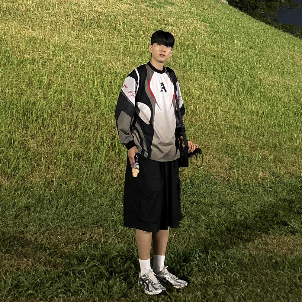 jko0438 (@euphoria__sss) 님의 게시물 | KREAM