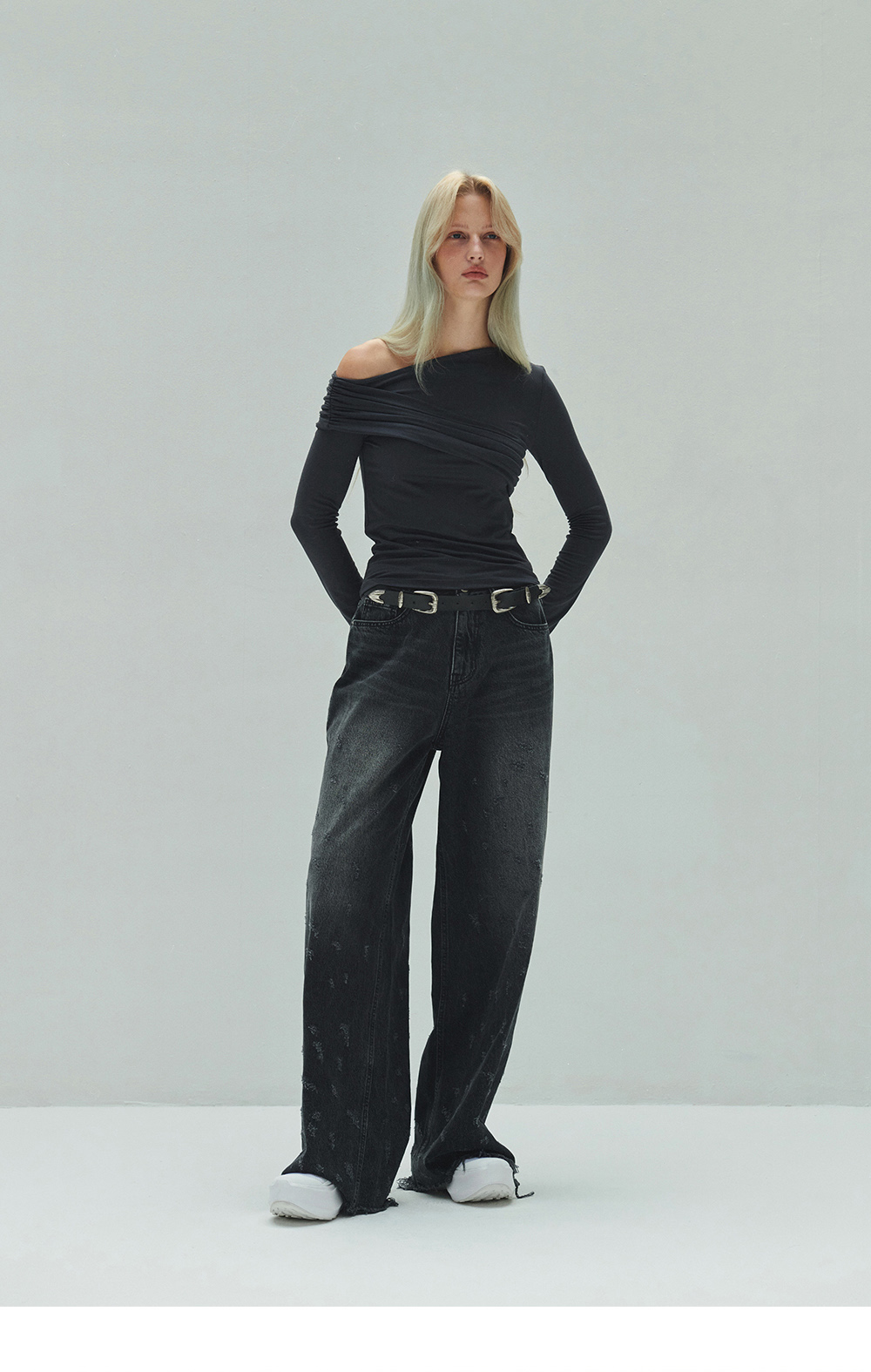 다이애그널 데미지 데님 팬츠 블랙 | DIAGONAL | KREAM