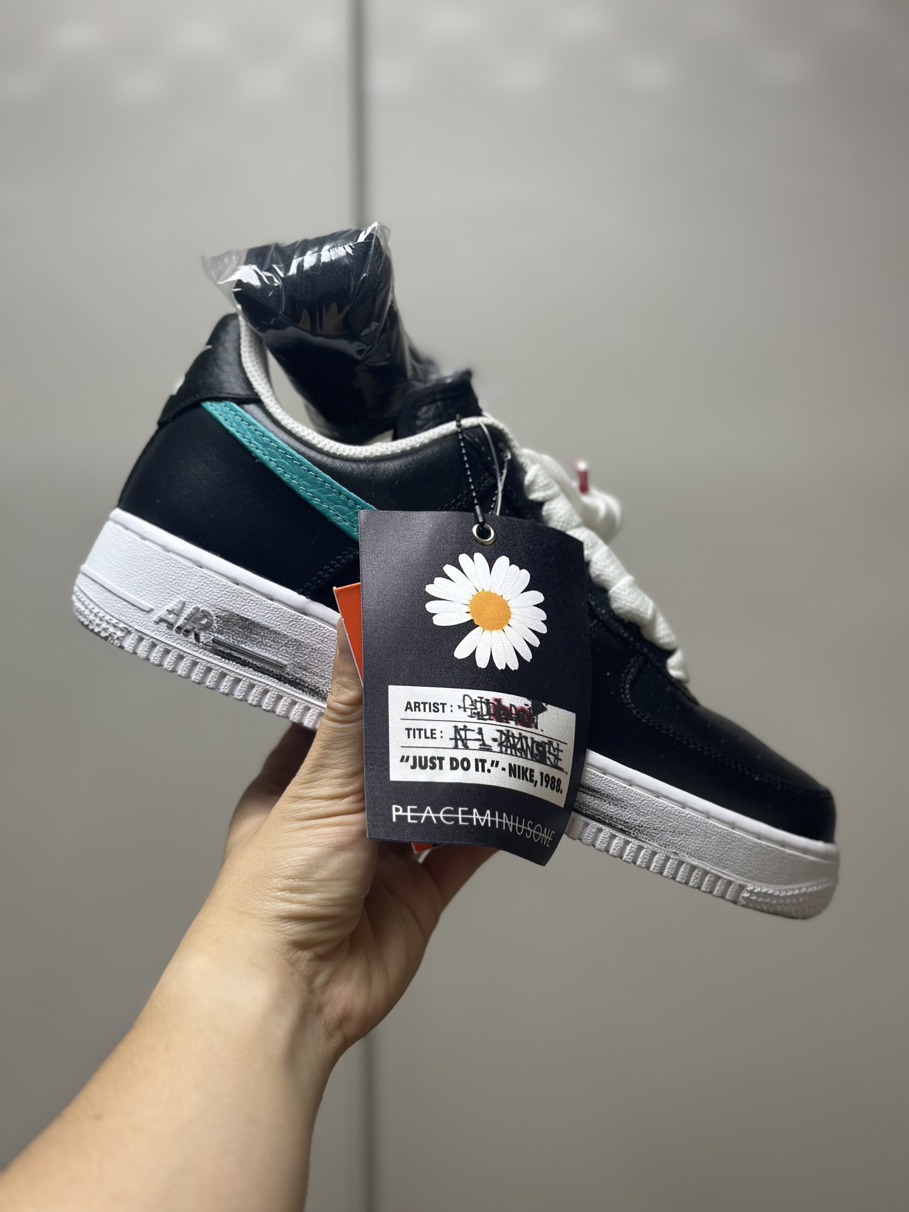 🇰🇷 (@shoz_) 님의 게시물 | KREAM