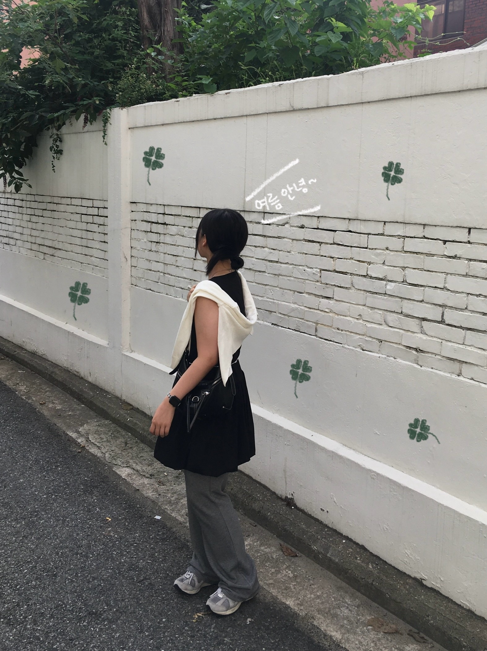 뚜비 (@__ah.12.24_) 님의 게시물 | KREAM