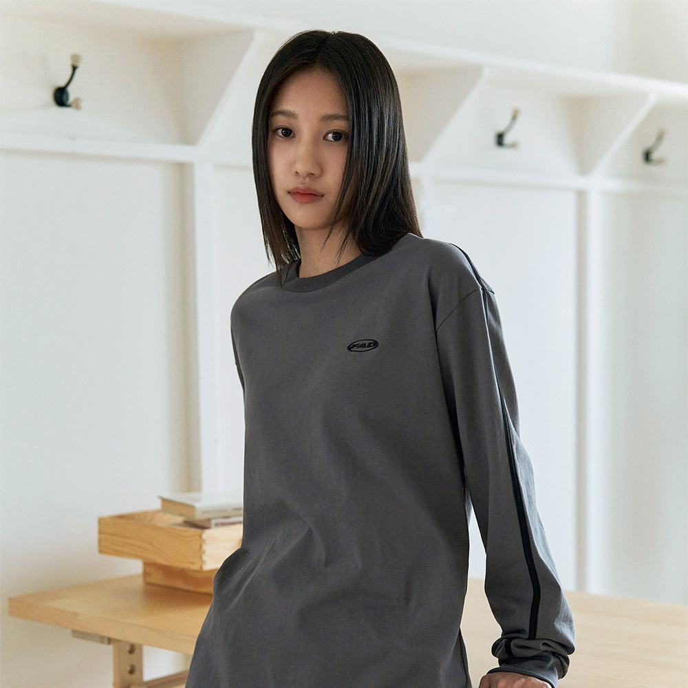 에프에이디 유니섹스 롱 슬리브 차콜 | FAD | KREAM