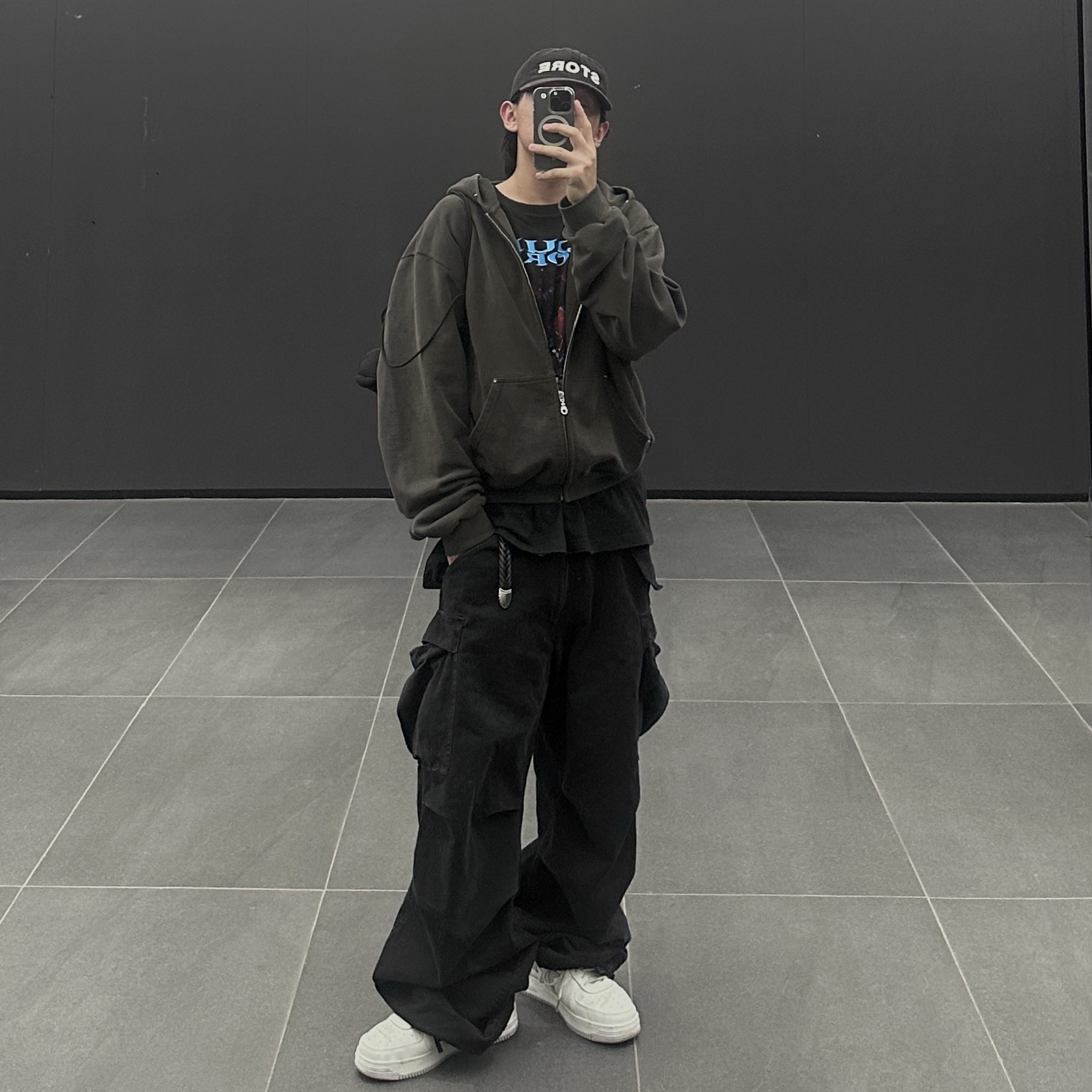 (@ho_jxng) 님의 게시물 | KREAM