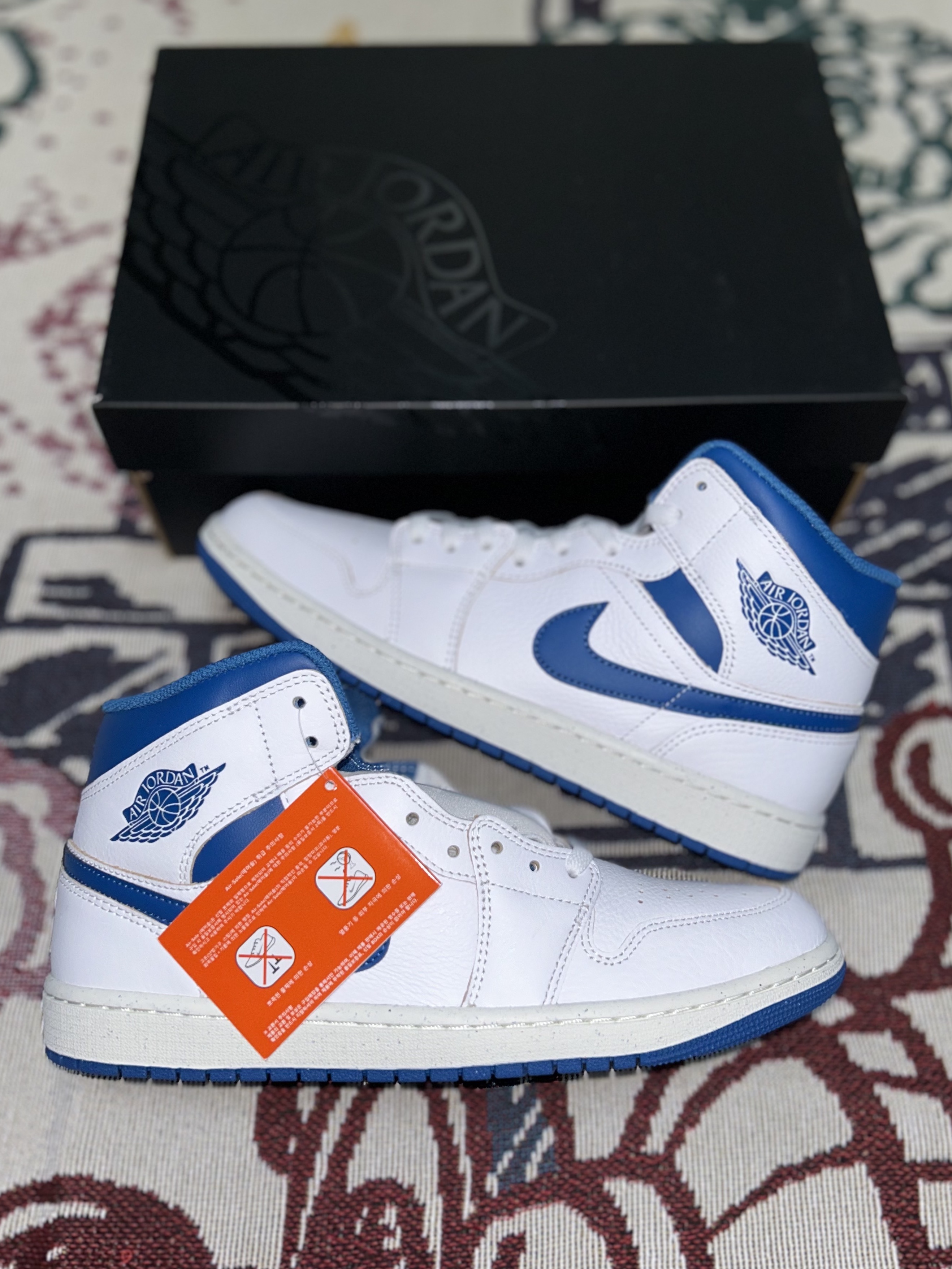 jordan 1 mid | KREAM