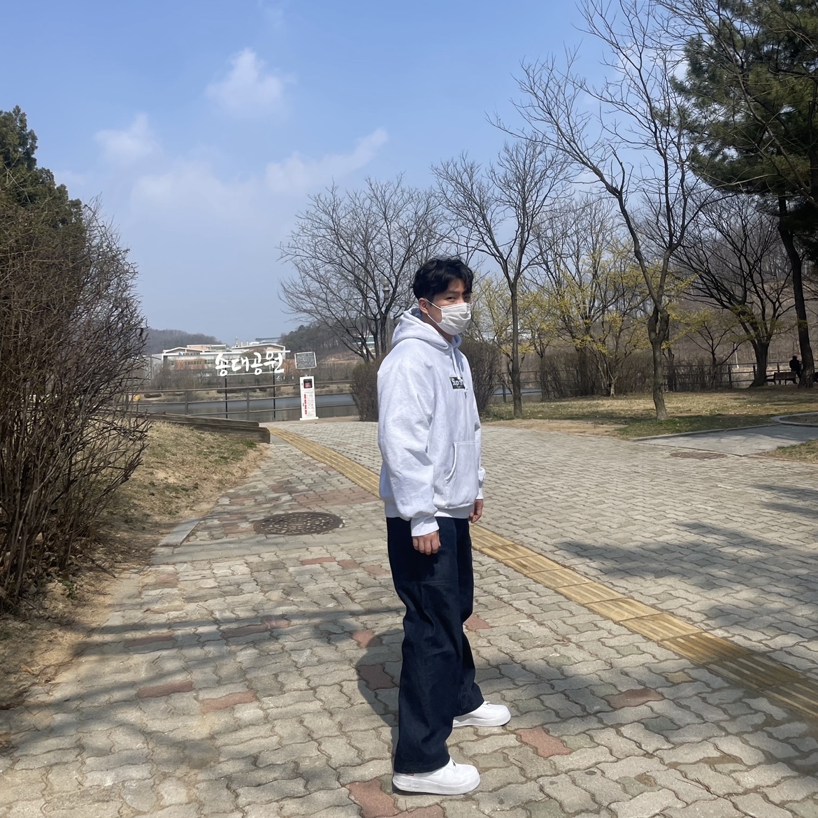 sopluy (@bsbsbs) 님의 게시물 | KREAM