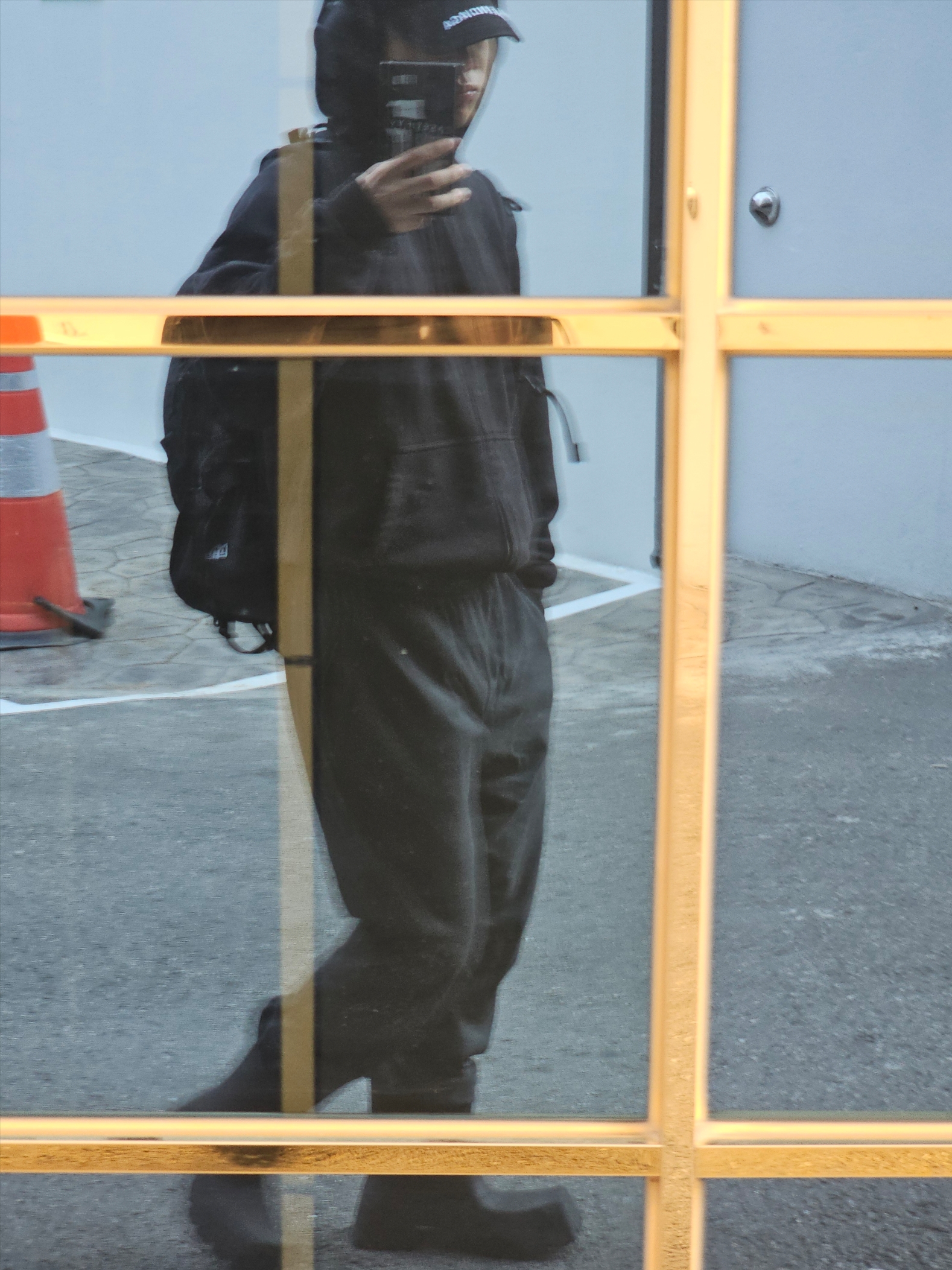 (@s3okwon) 님의 게시물 | KREAM