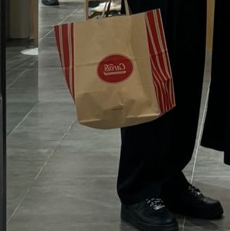 (@333.3) 님의 게시물 | KREAM