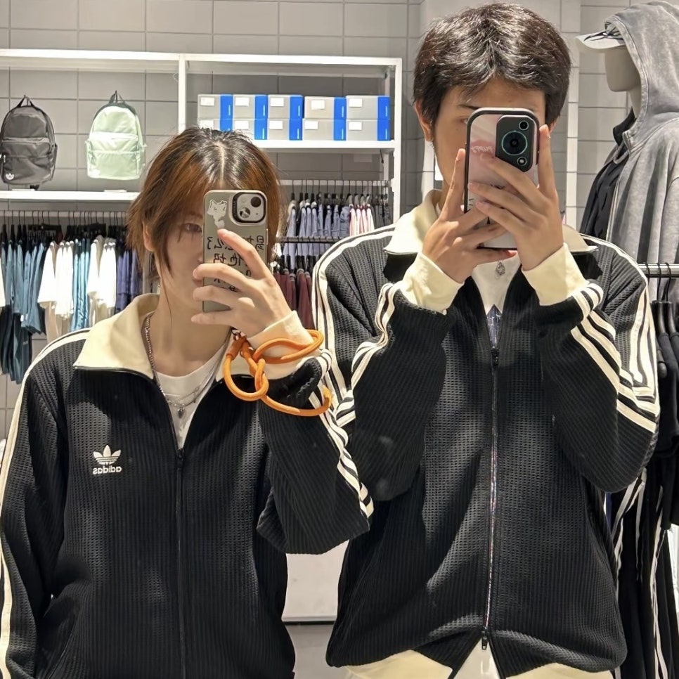 렉카맨 (@7y9o82) 님의 게시물 | KREAM